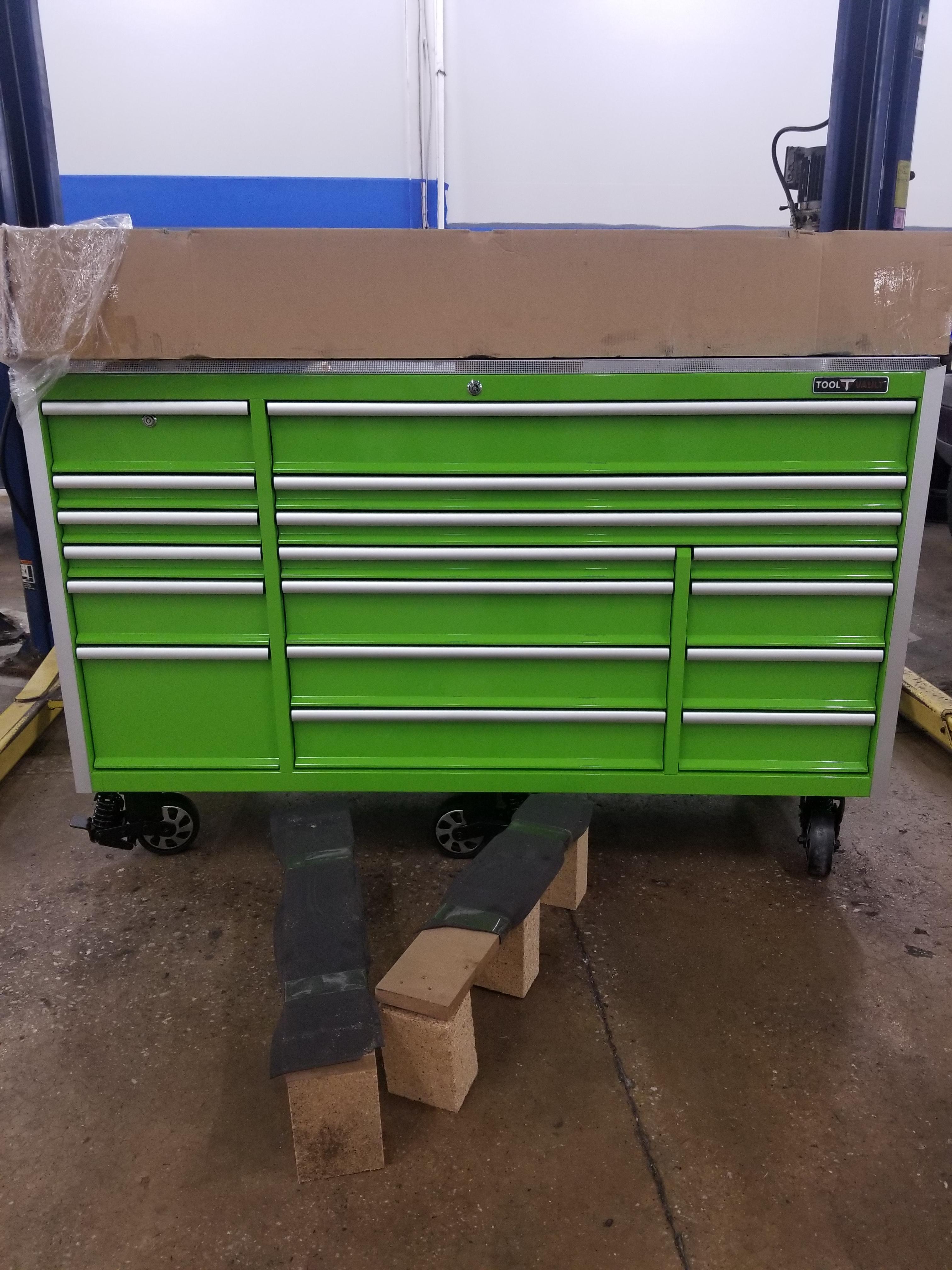 Quick pic of my new tool box !!! | Scrolller