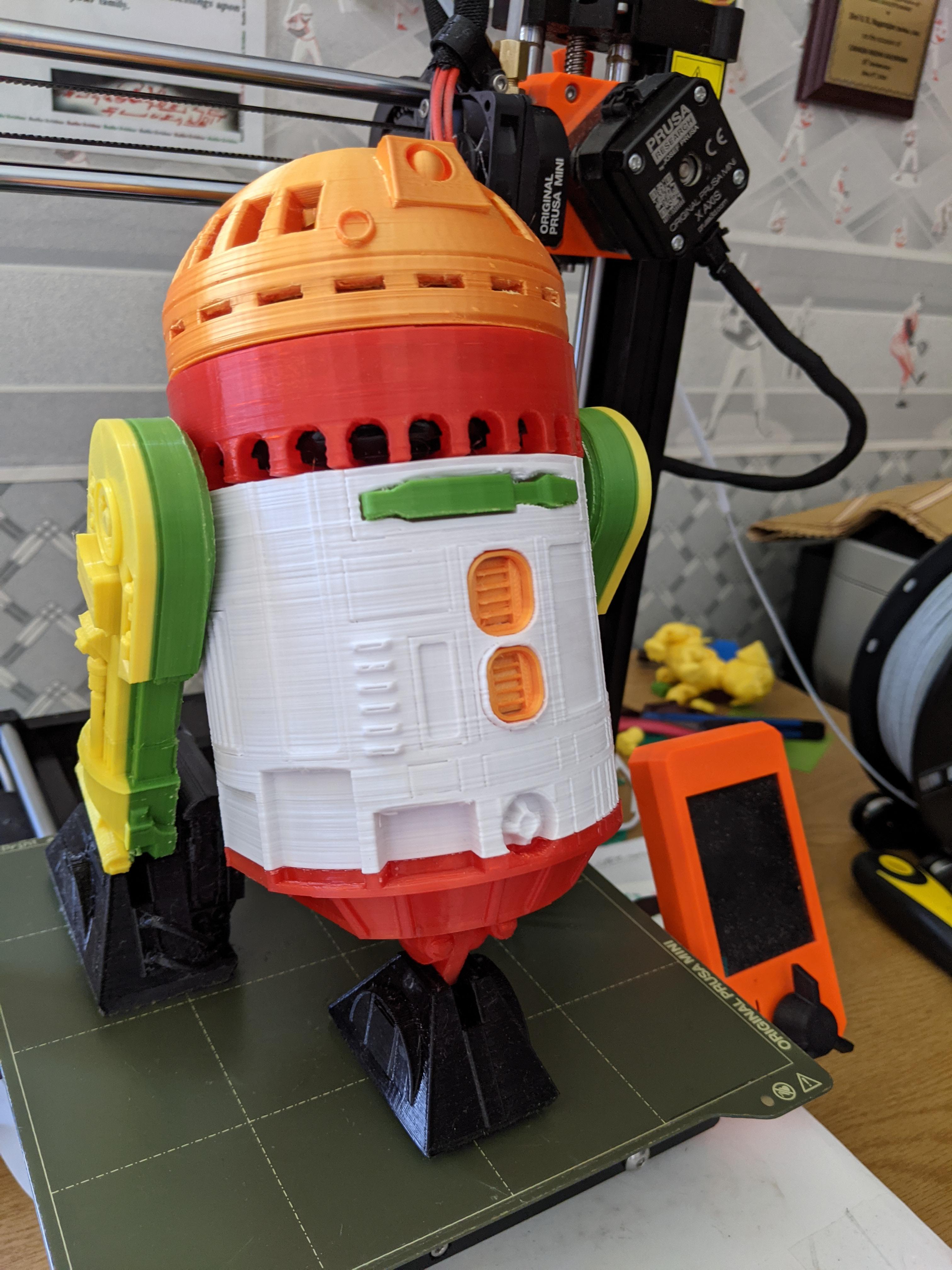 R2D2 ready to march with Echo Dot in the head | Scrolller