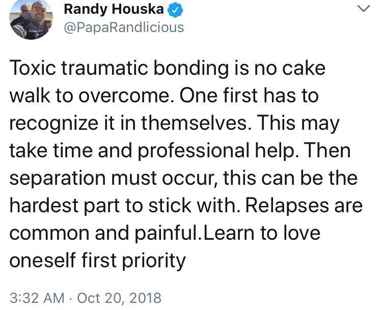 Randy tweeting about toxic bonding. | Scrolller