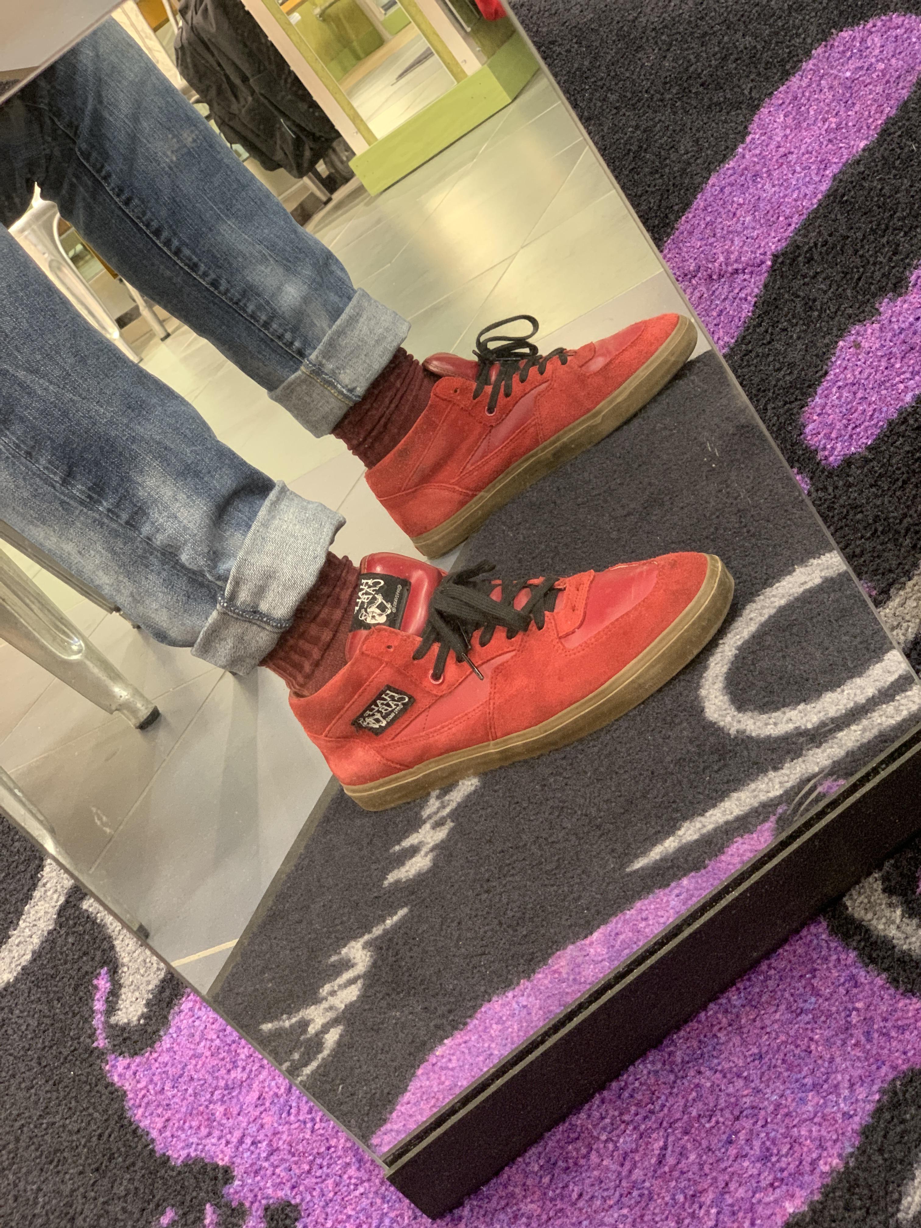 Rare & Retro supreme collab | Scrolller