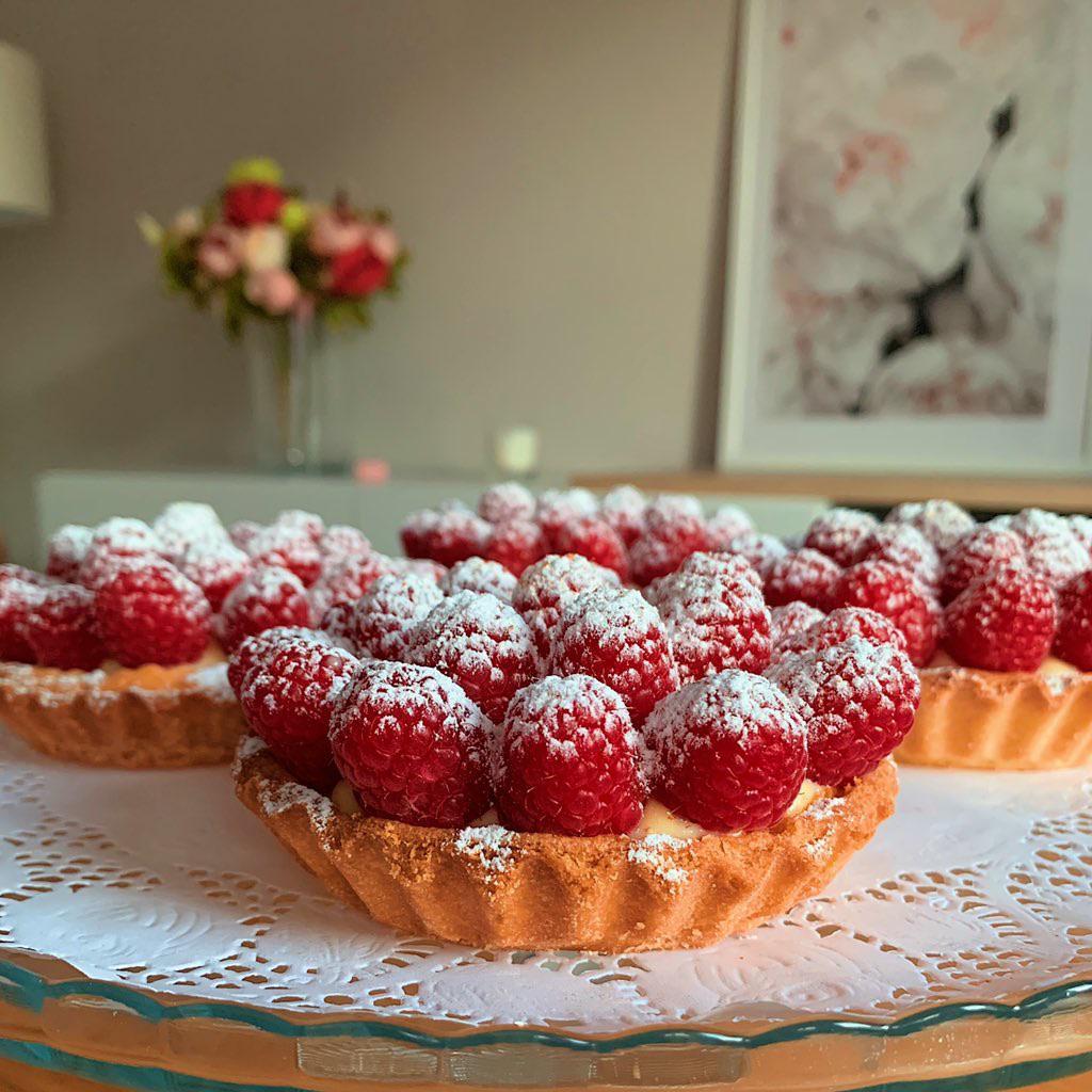 Raspberry Tart | Scrolller