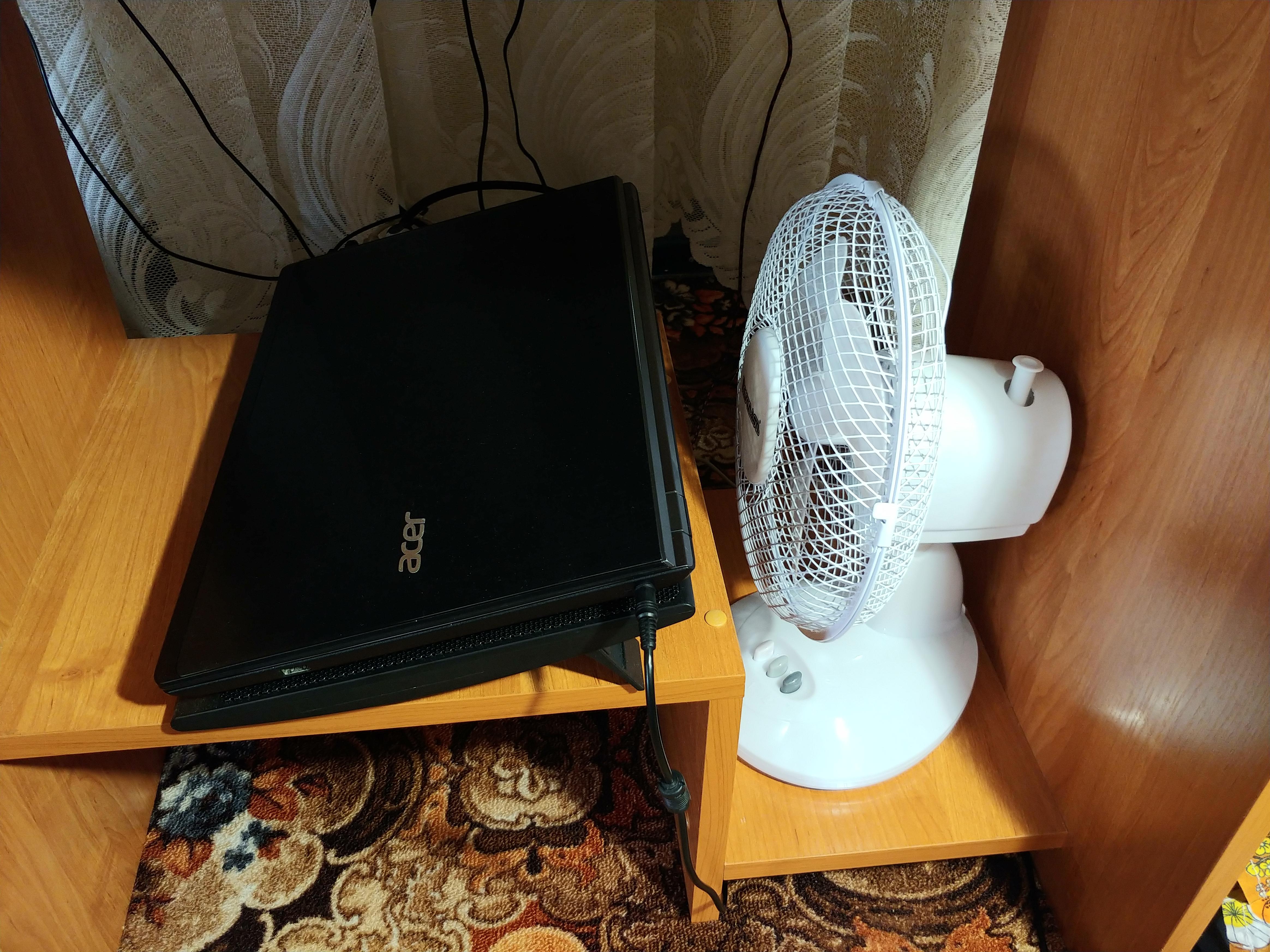 Rate my laptop cooling setup | Scrolller