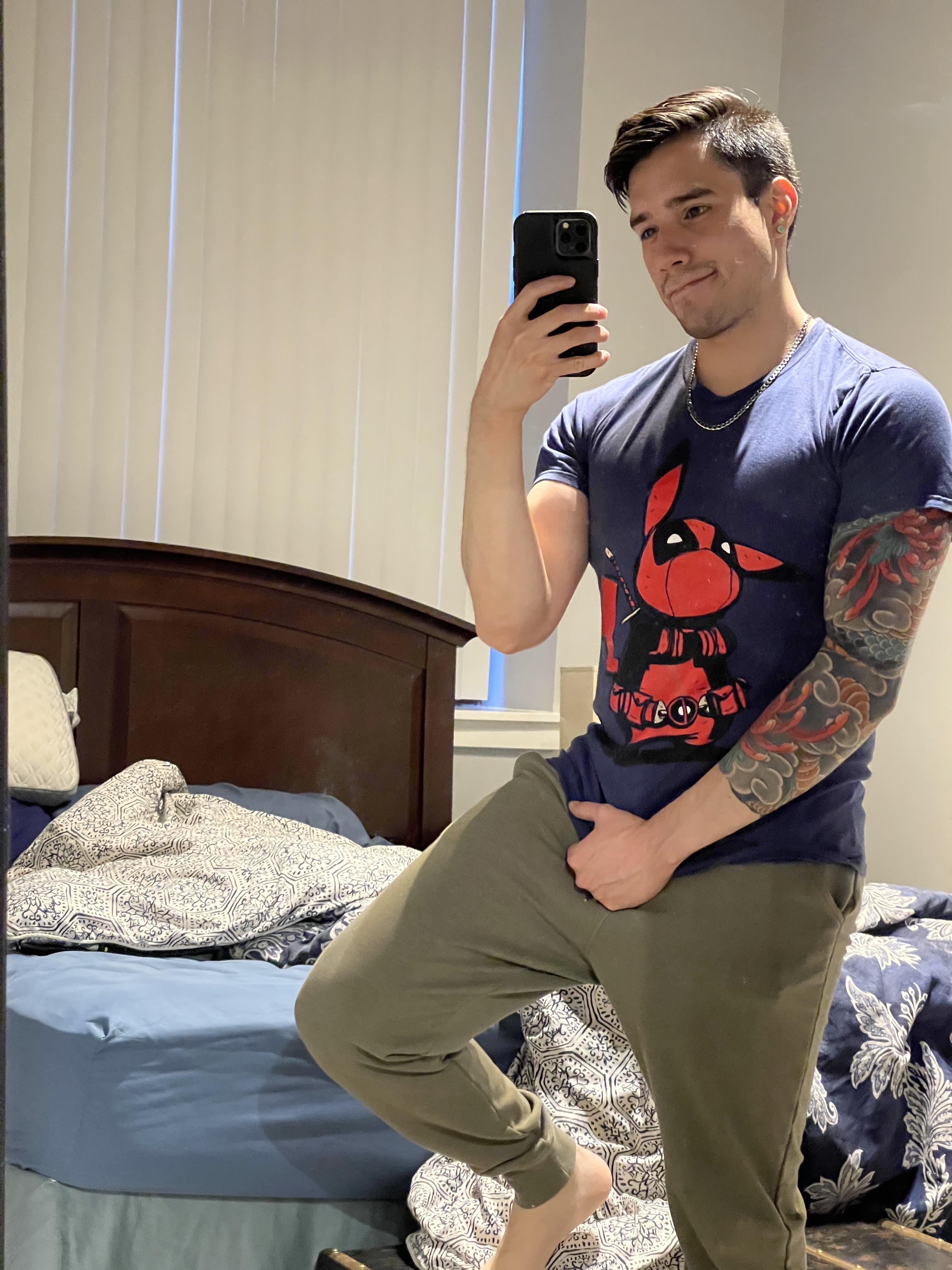 Really digging this shirt ⚡️ | Scrolller