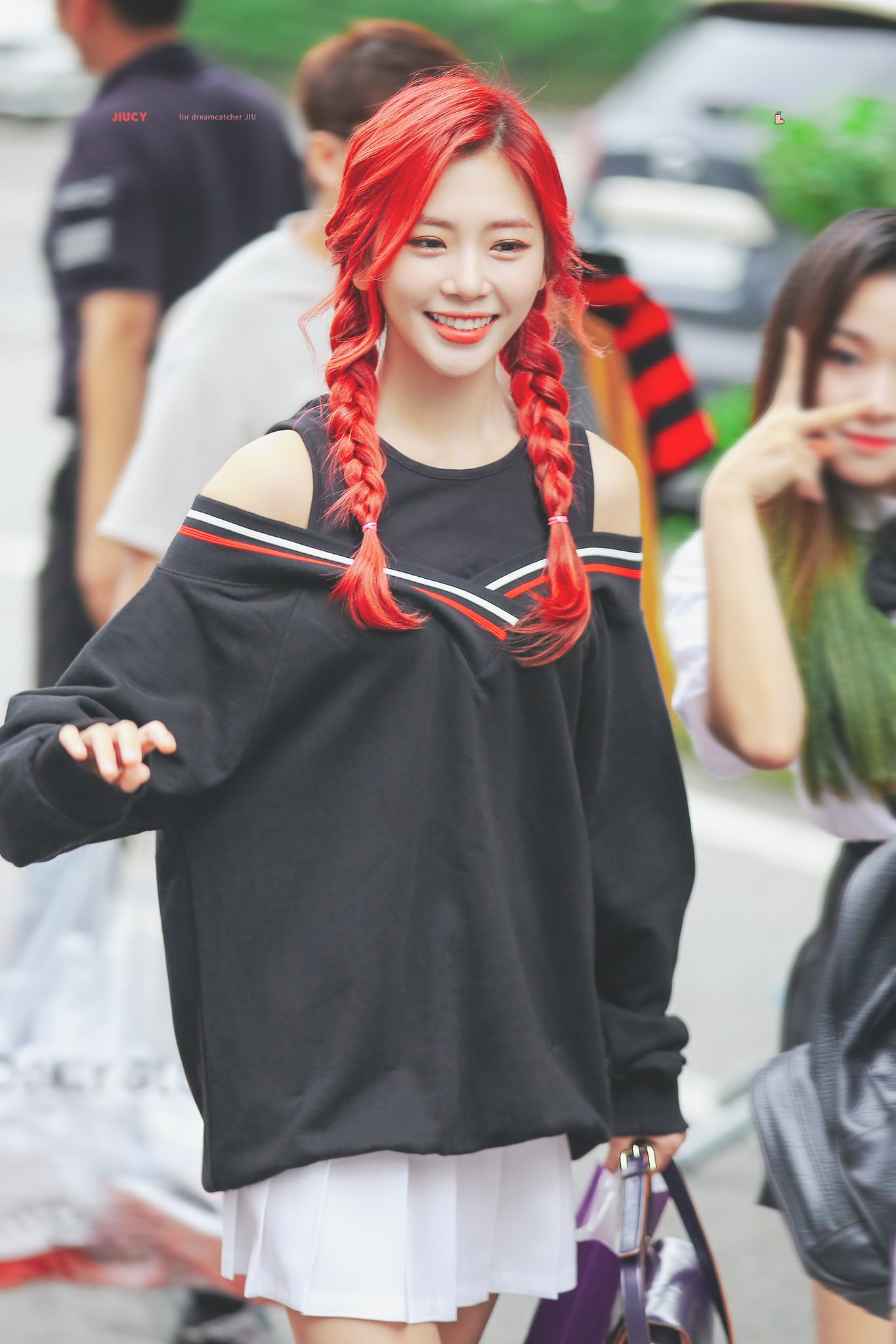 Red pigtails JiU | Scrolller