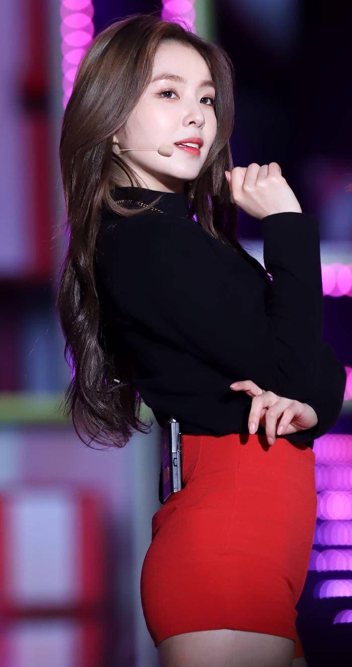 Red Velvet - Irene | Scrolller