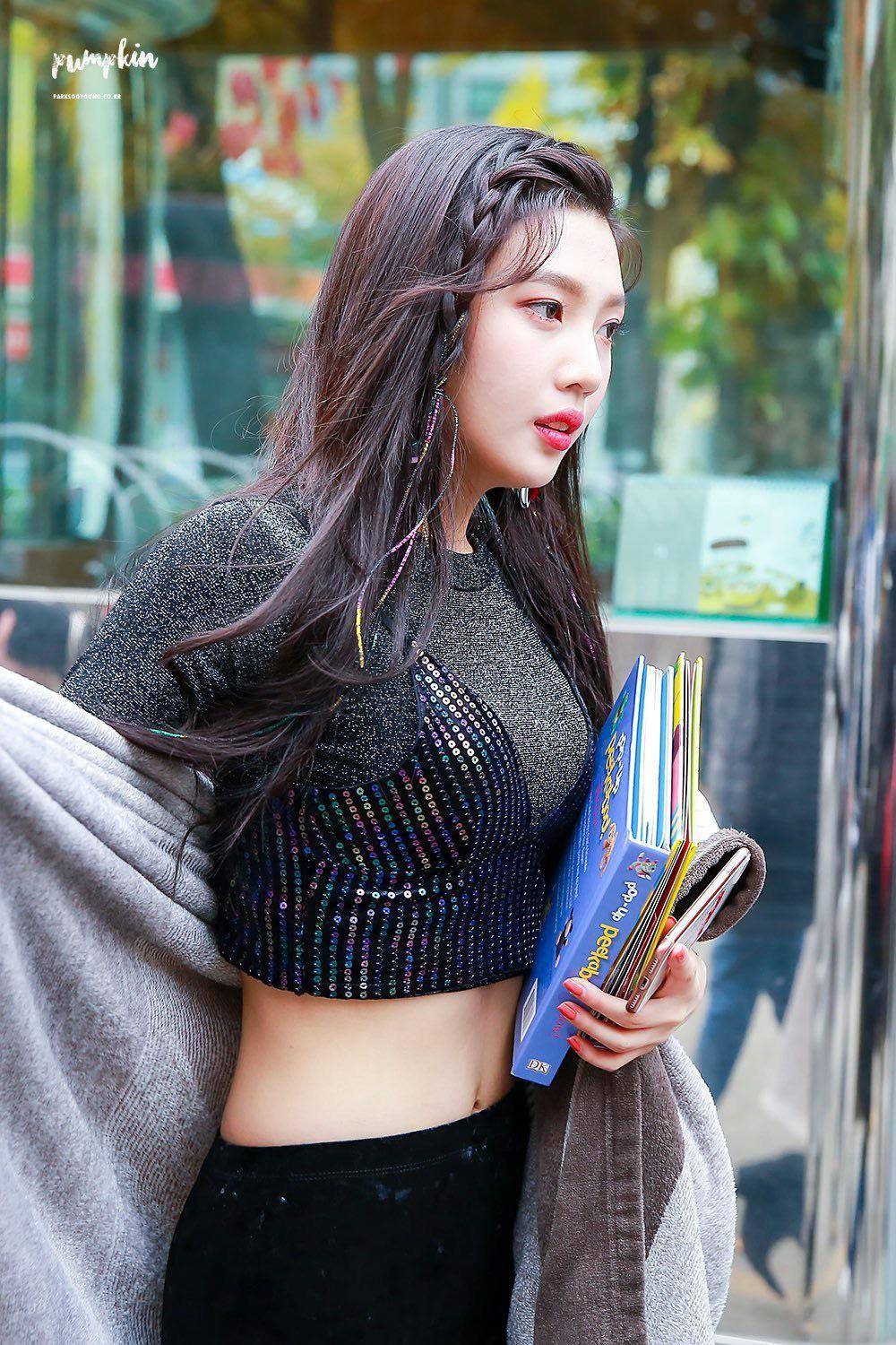 Red Velvet - Joy | Scrolller