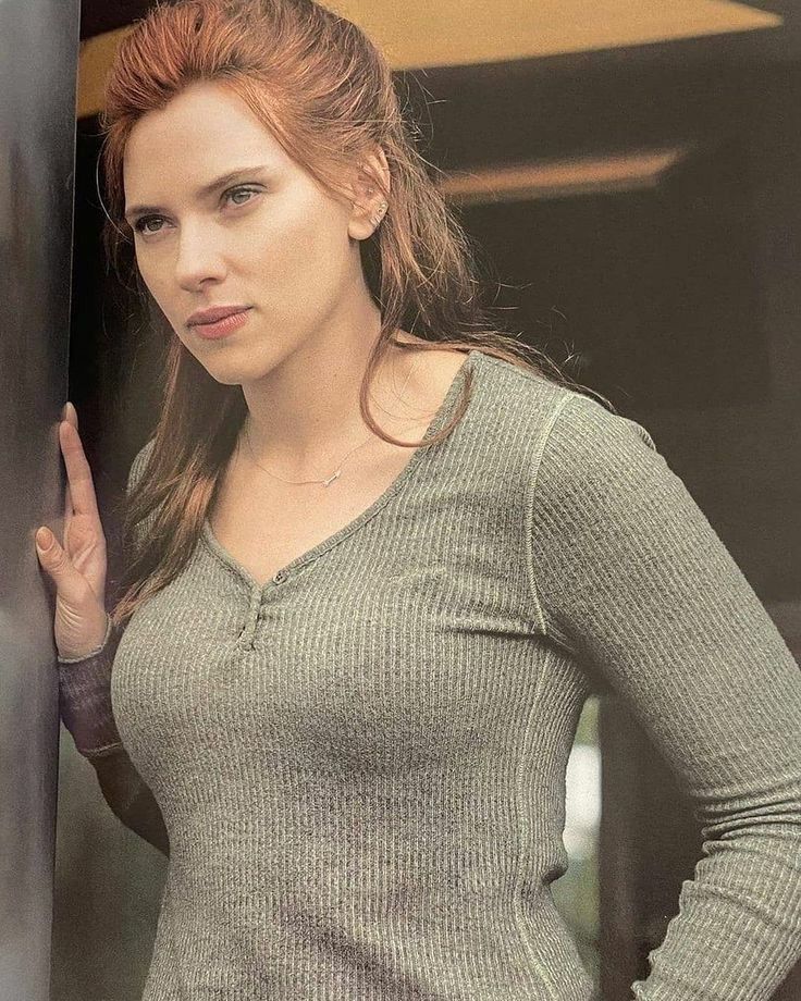 Redhead Scarlett | Scrolller