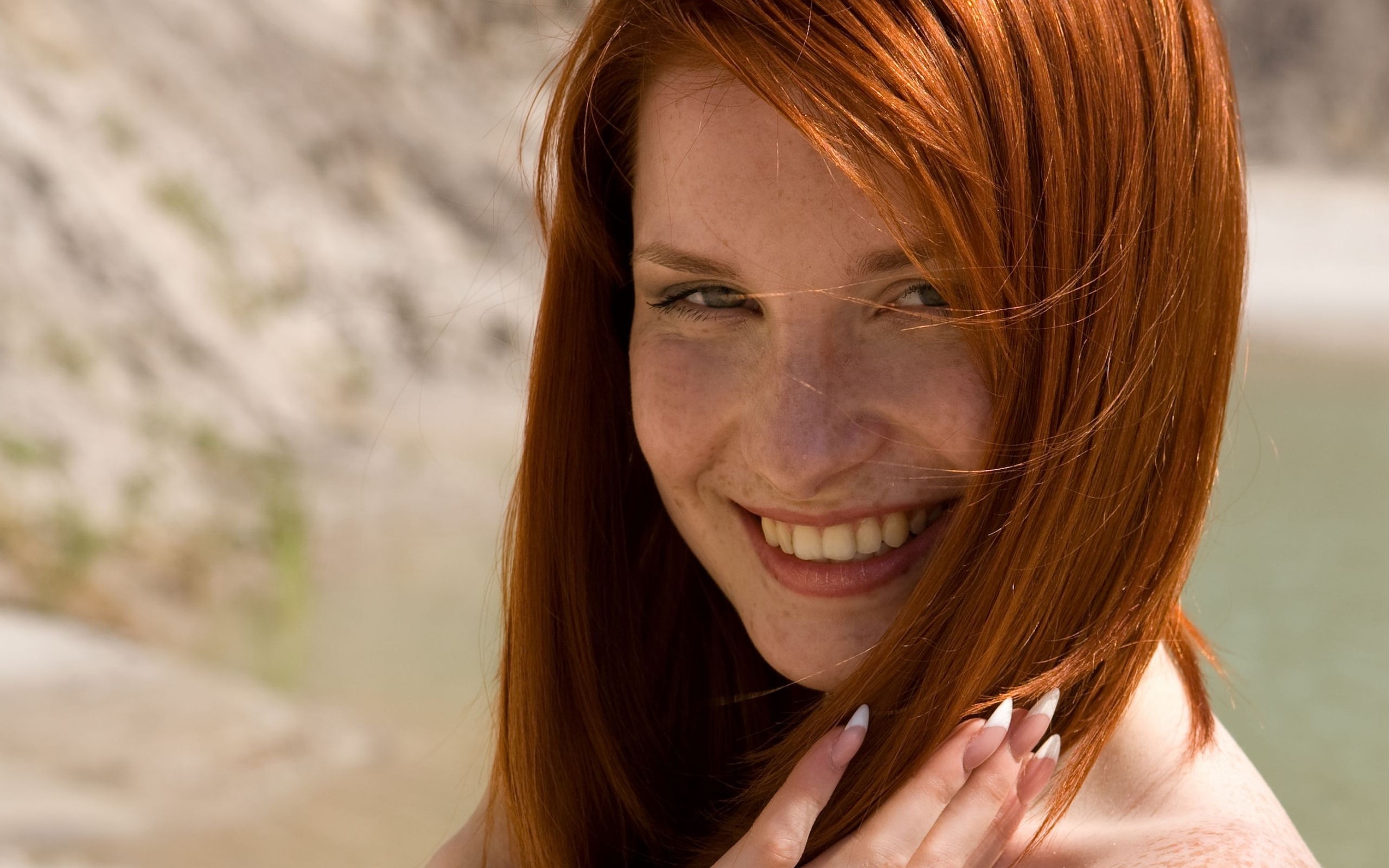 Redhead with big grin (Cross post /r/happygirls) | Scrolller