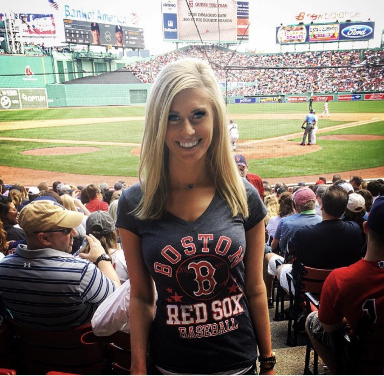 Redsox | Scrolller