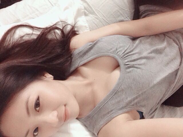 Resting (x-post from r/RealChinaGirls) | Scrolller