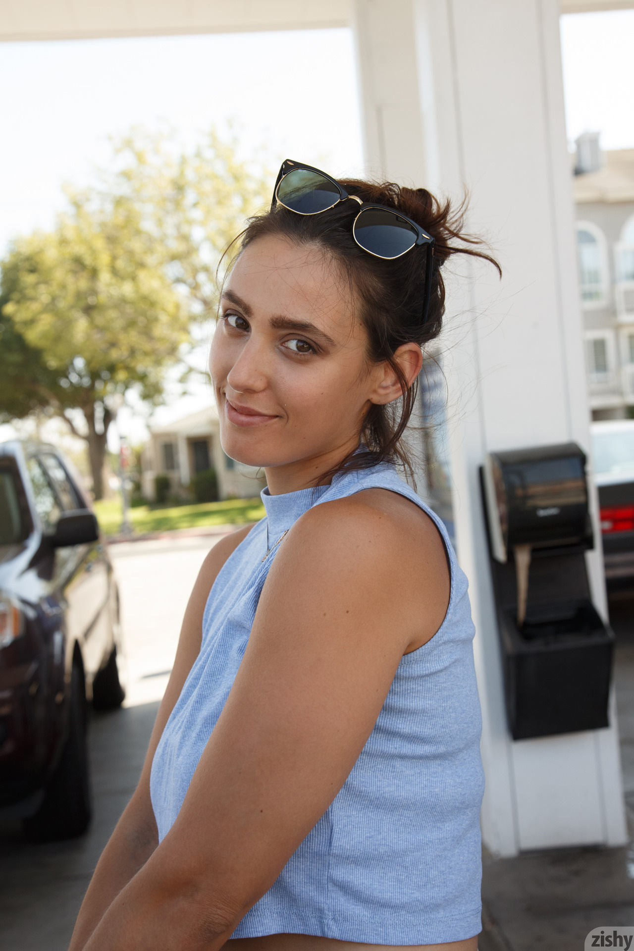 Rhonda Biasi | Scrolller