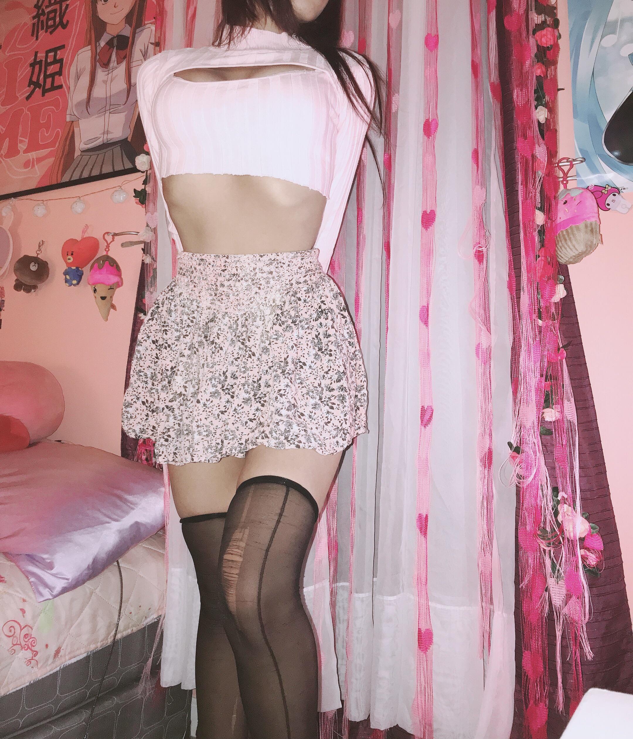 [self] Fun sized 🌙 | Scrolller