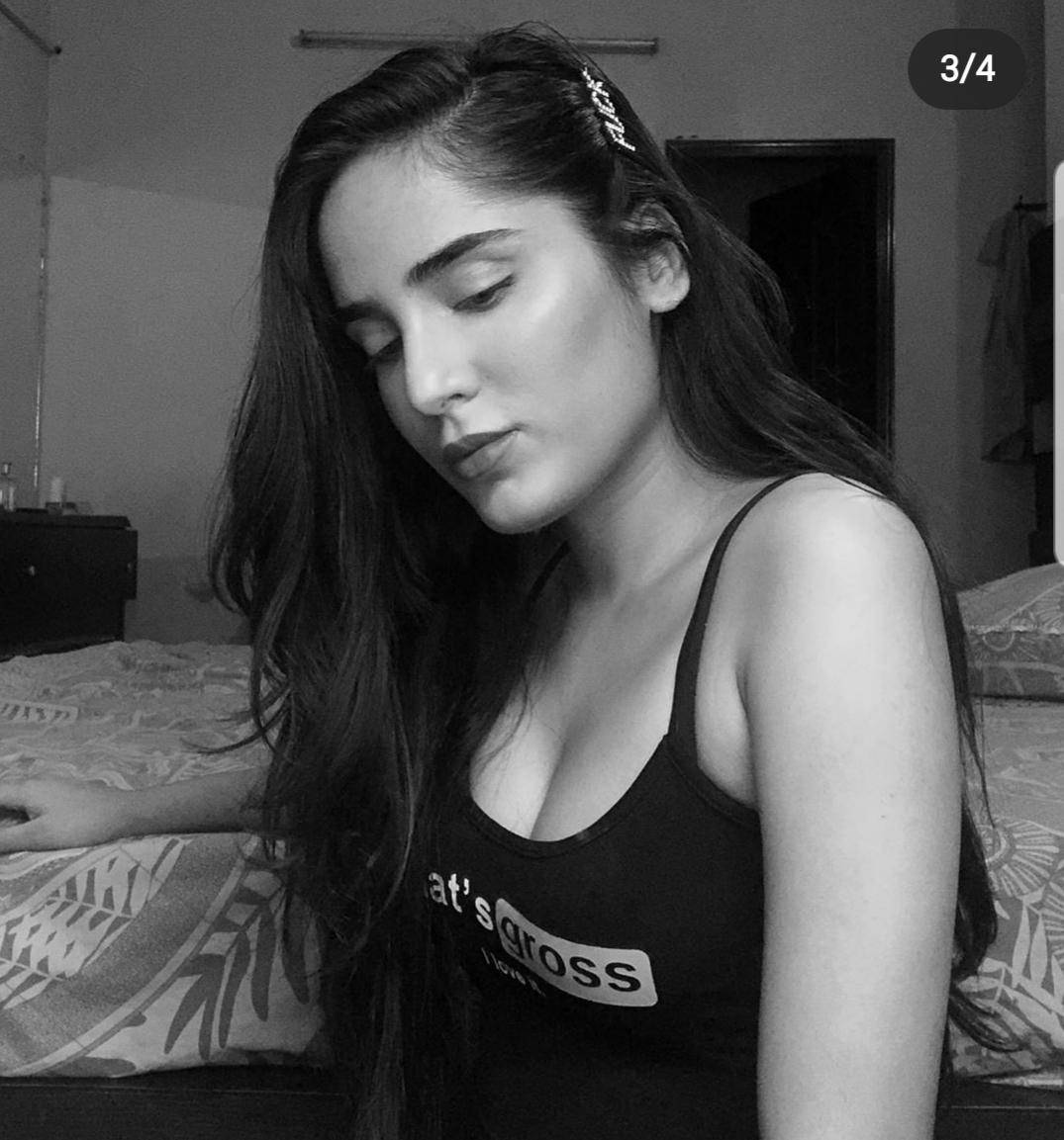 Roha - 04 | Scrolller