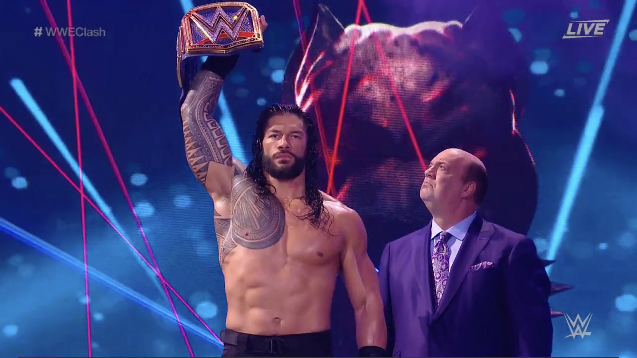 ROMAN REIGNS IS OFFICIALLY SHIRTLESS | Scrolller