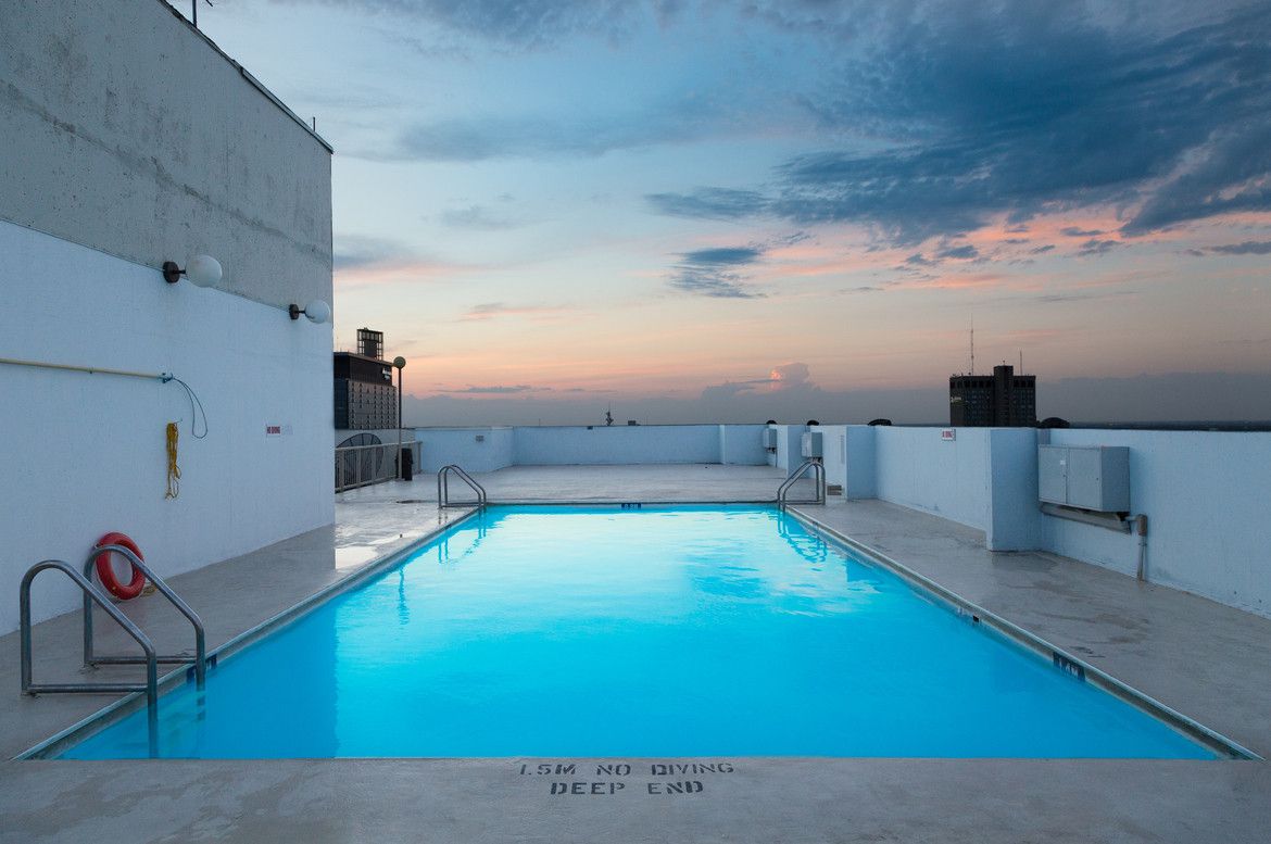 Rooftop Pool | Scrolller