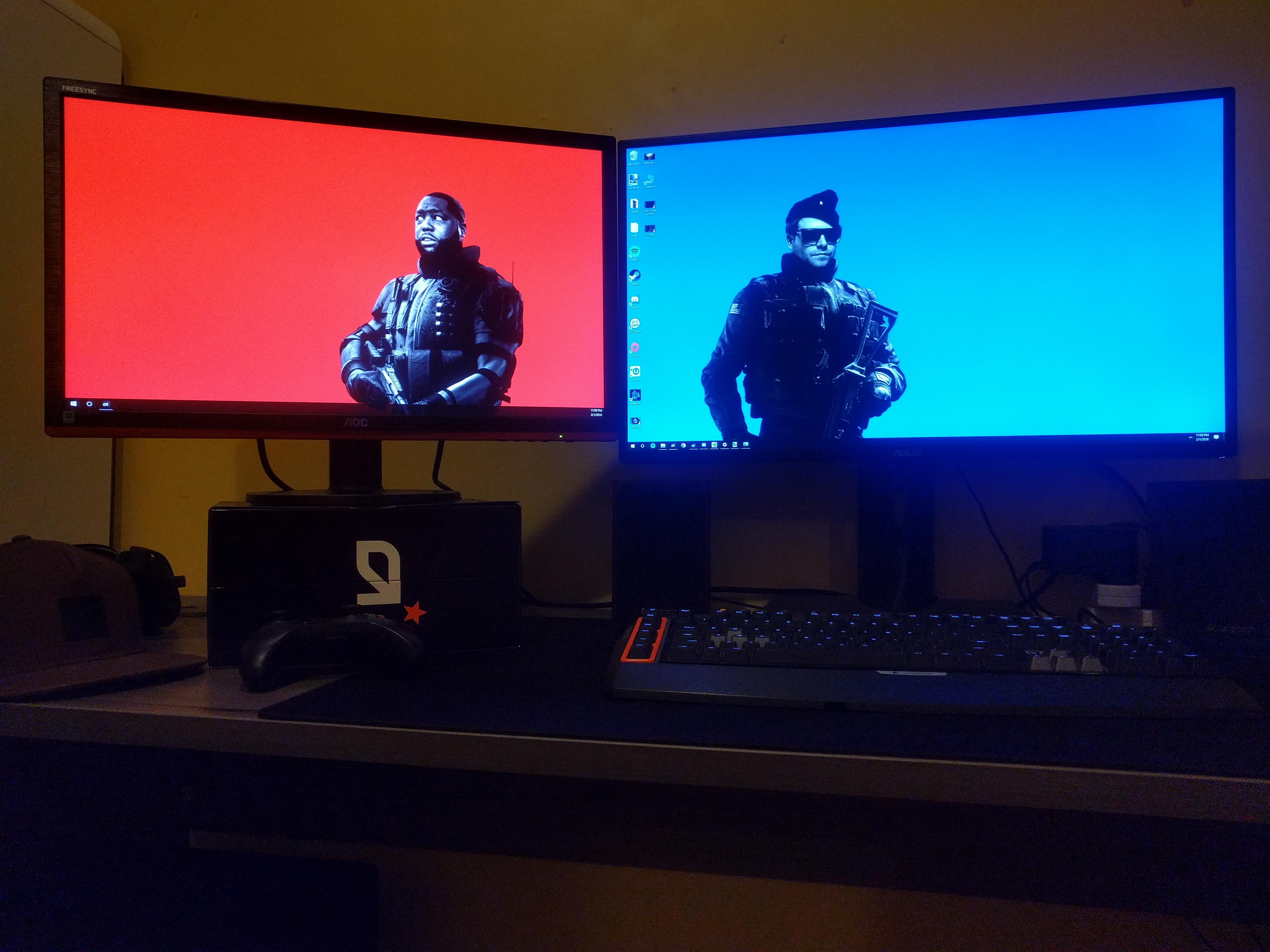 Run the Jewels / R6Siege dual monitor setup | Scrolller