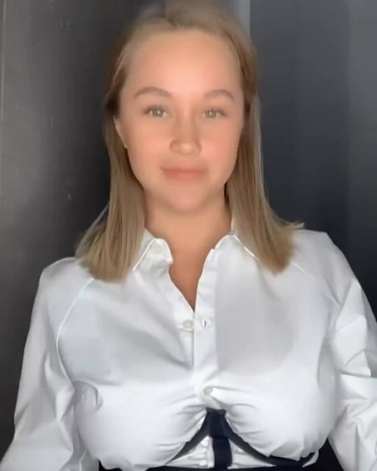 Russian Girl | Scrolller