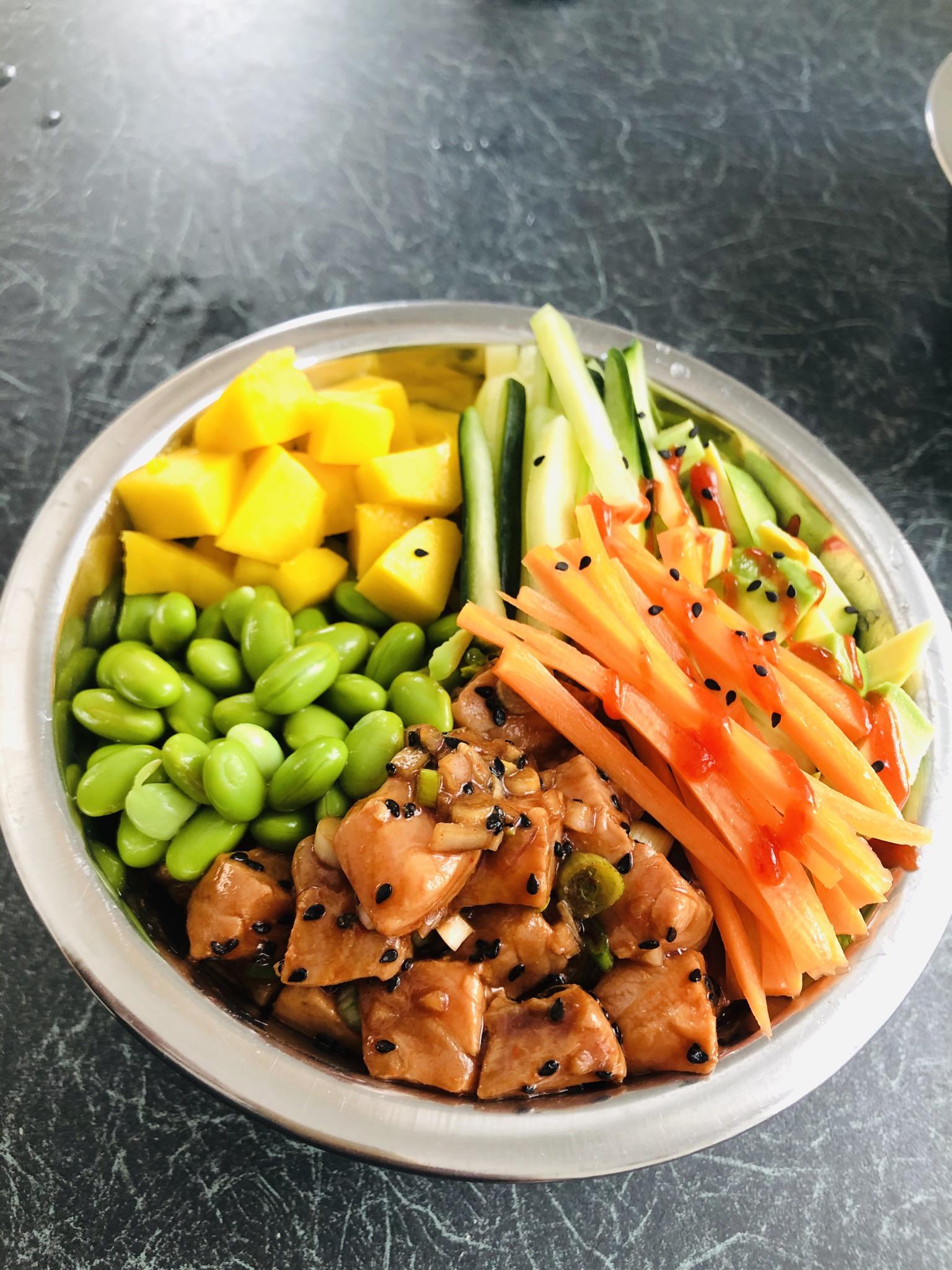 Salmon & Avocado Poke Bowl | Scrolller