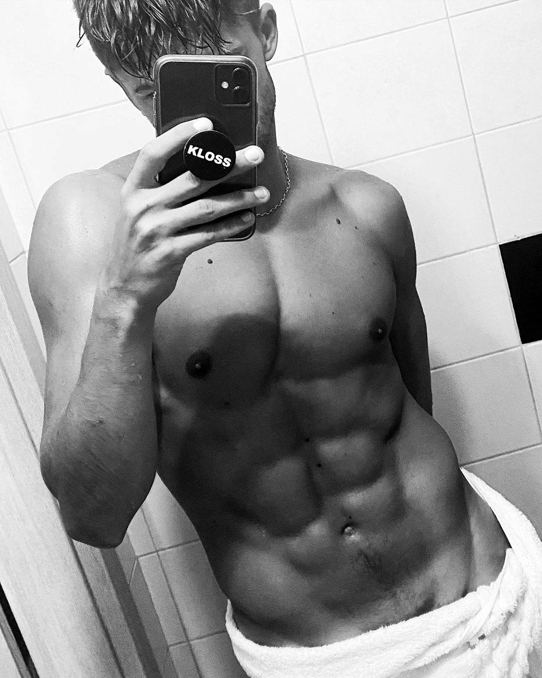 Sam Salter | Scrolller