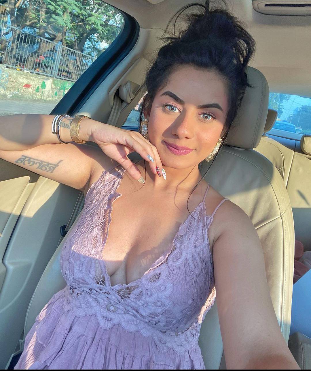 Samidha Singh showing her assets | Scrolller