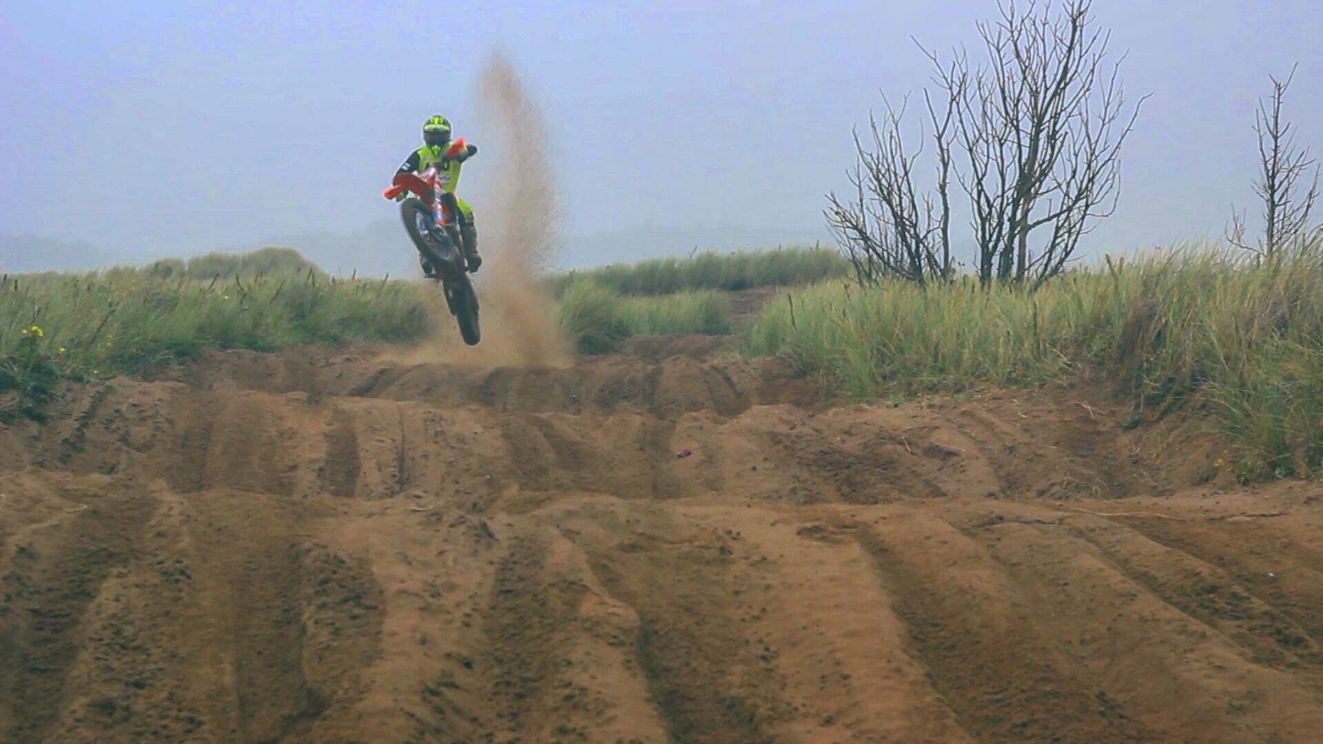 Sand surfing. | Scrolller