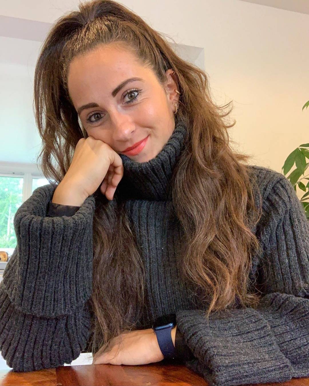 Sara Däbritz | Scrolller