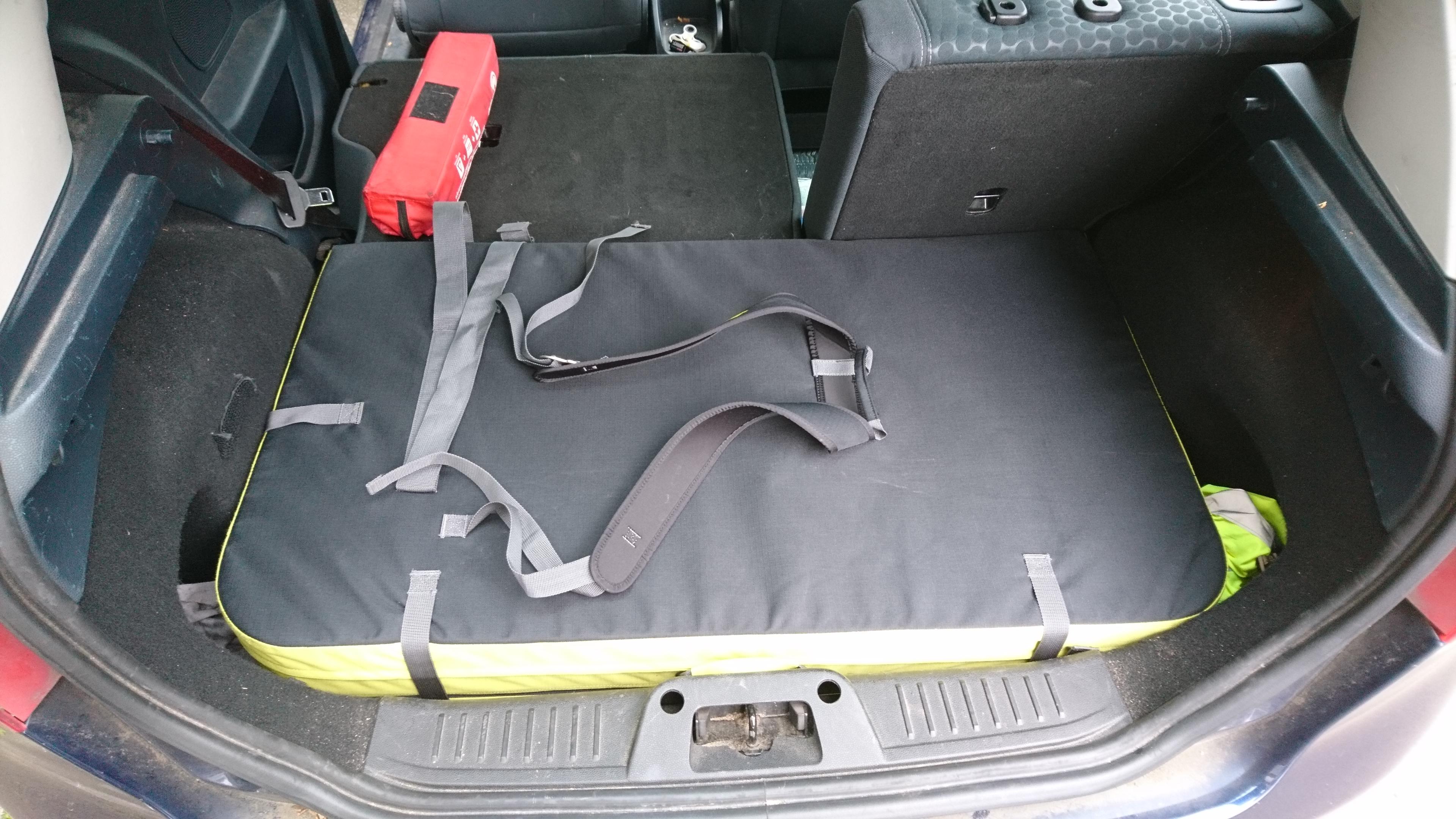 Satisfying crashpad fit in trunk | Scrolller