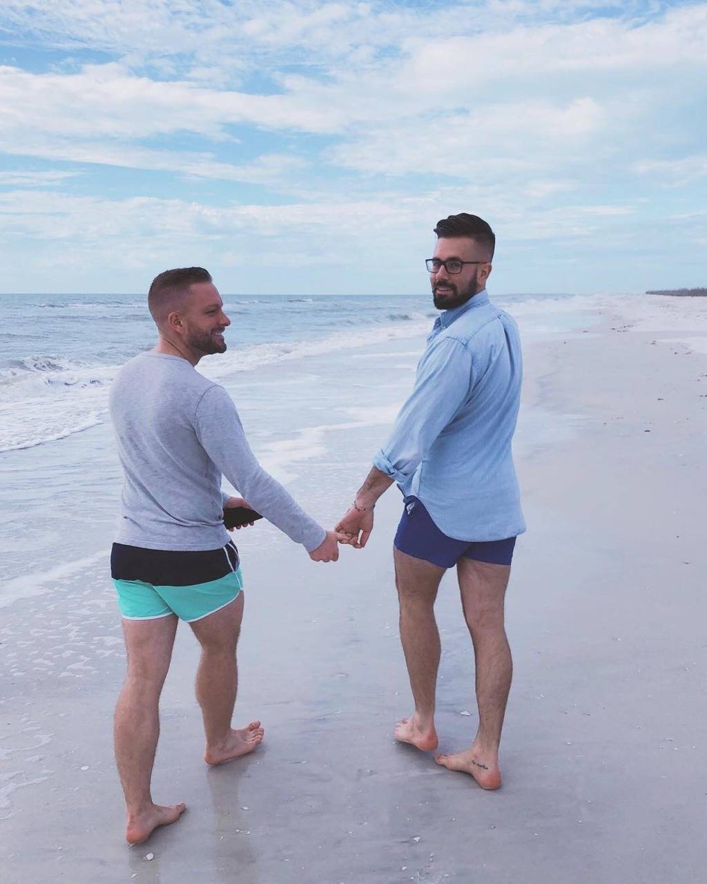 Saturday Beach Walk | Scrolller