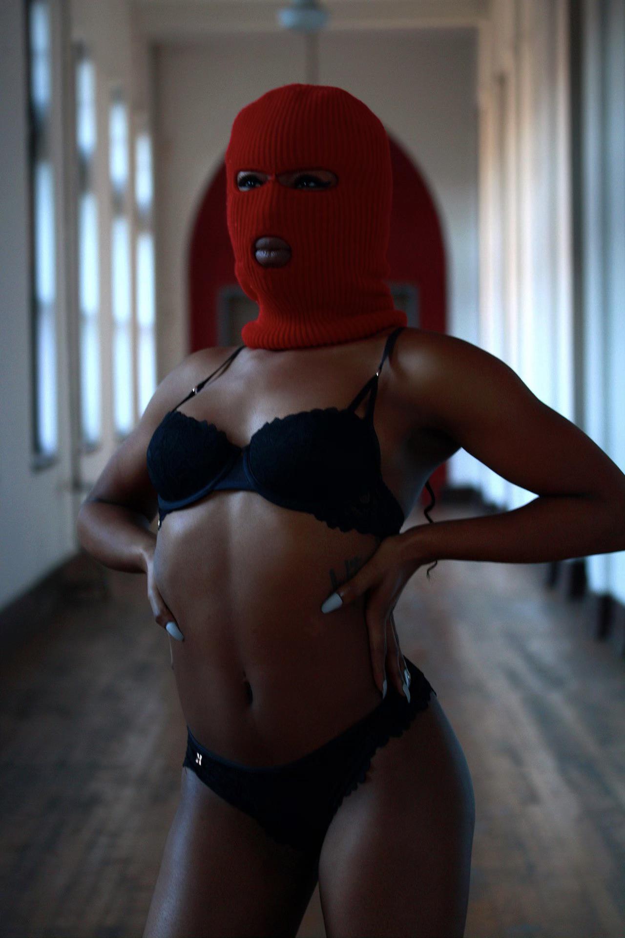 Savage series | Scrolller