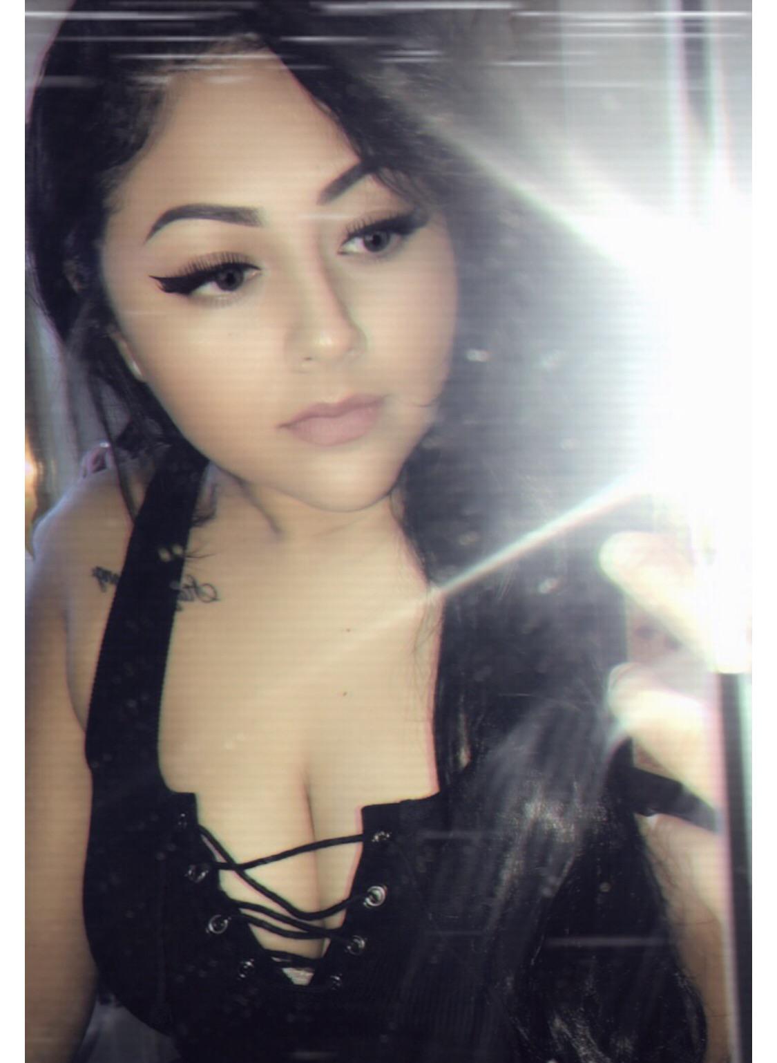 say something nice 🥺🧸🖤 | Scrolller