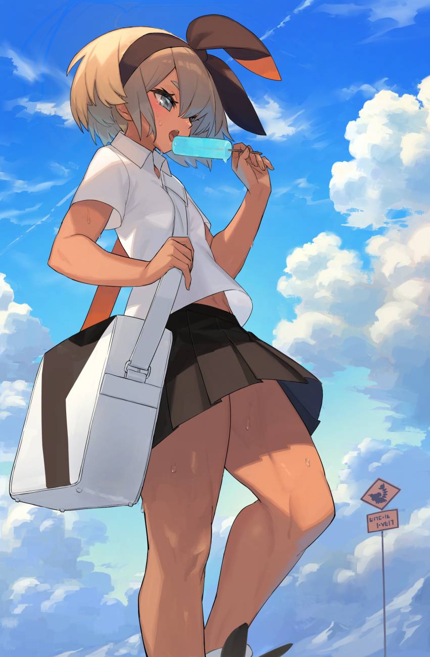 Schoolgirl Bea | Scrolller