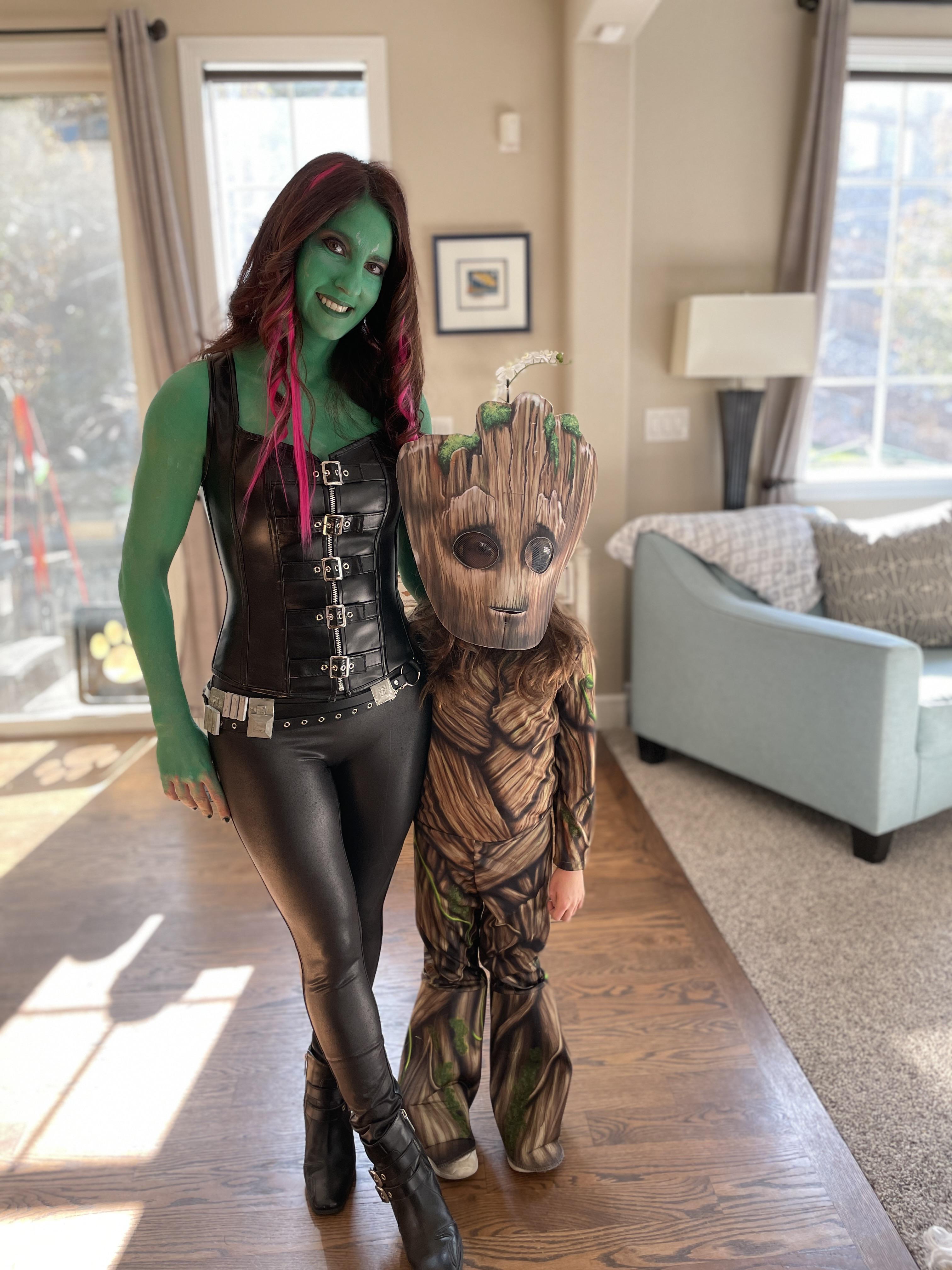[self] Gamora and Baby Groot | Scrolller
