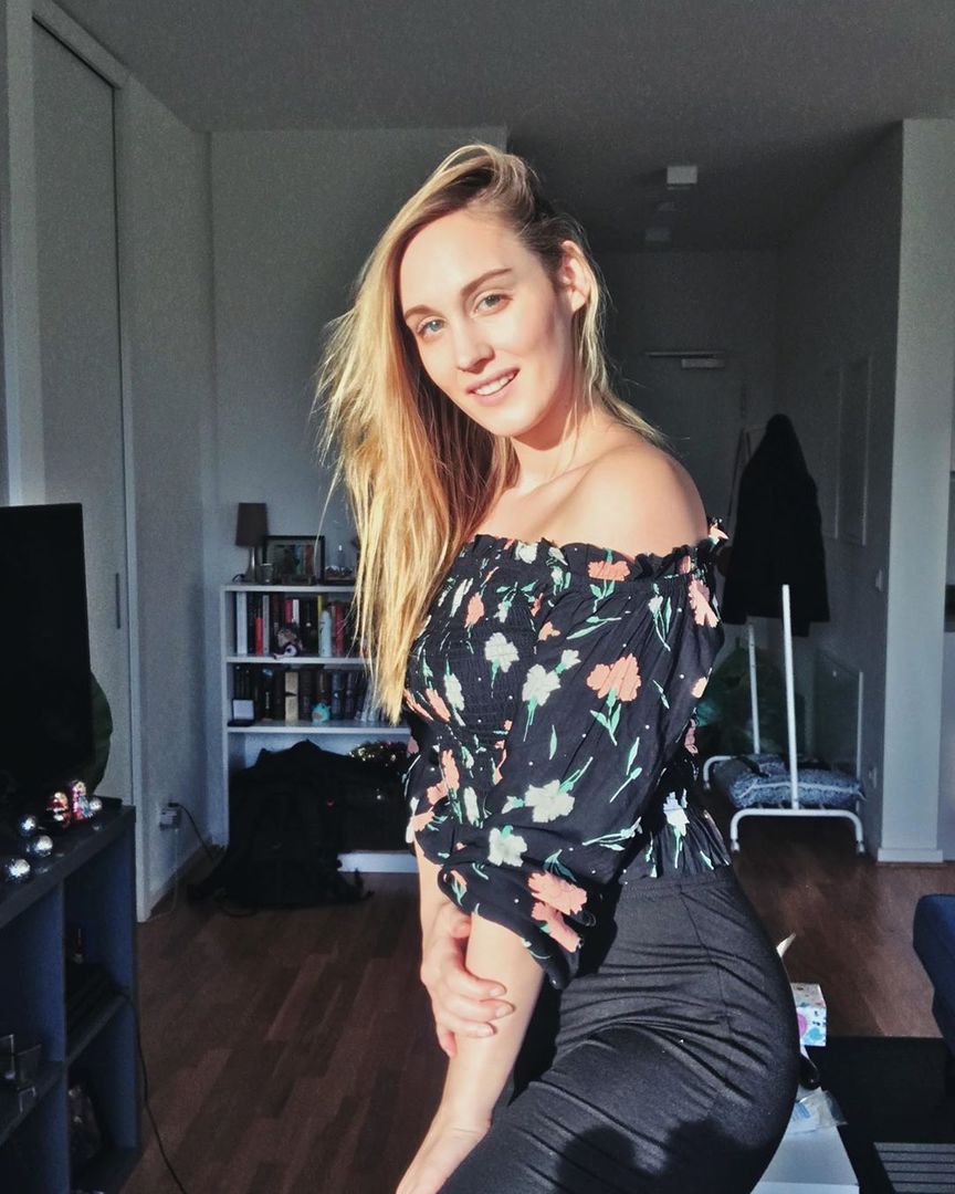 Self isolation sunlight | Scrolller