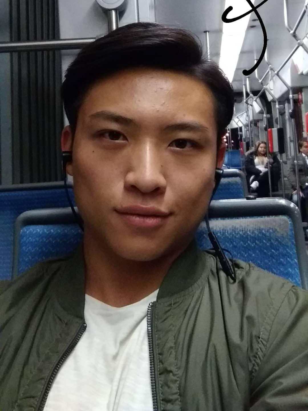 [self] Late night drunk selfie 🤳 | Scrolller