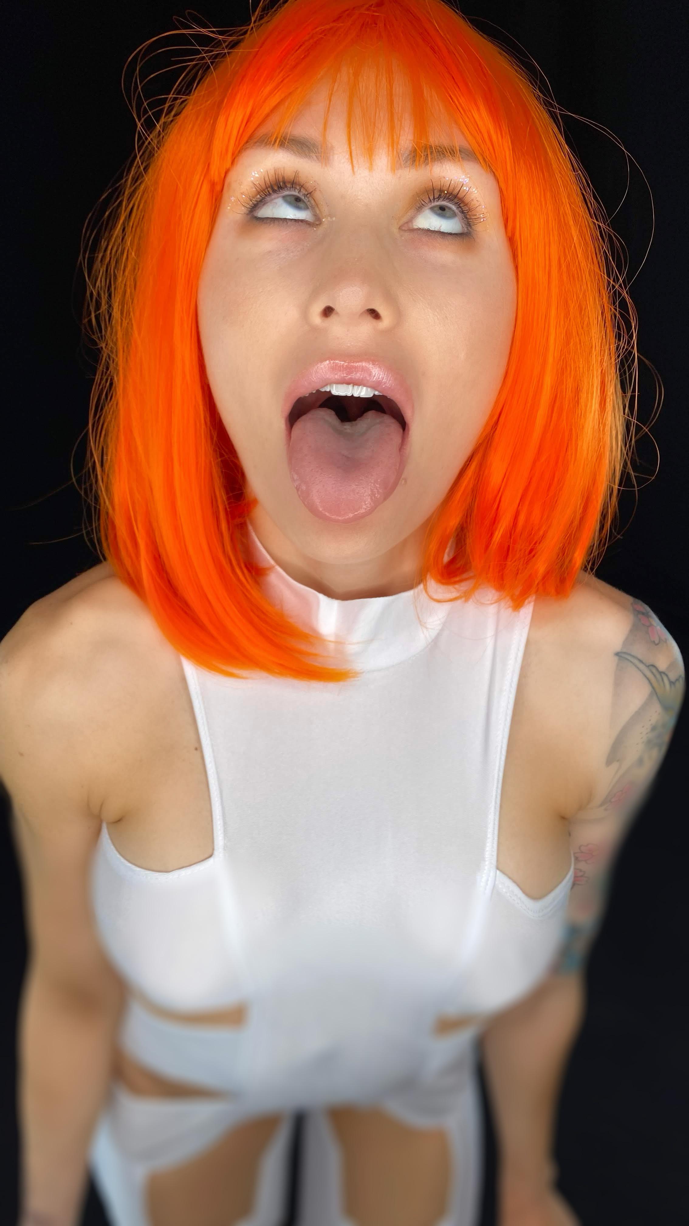 [self] Leeloo’s paying attention... | Scrolller