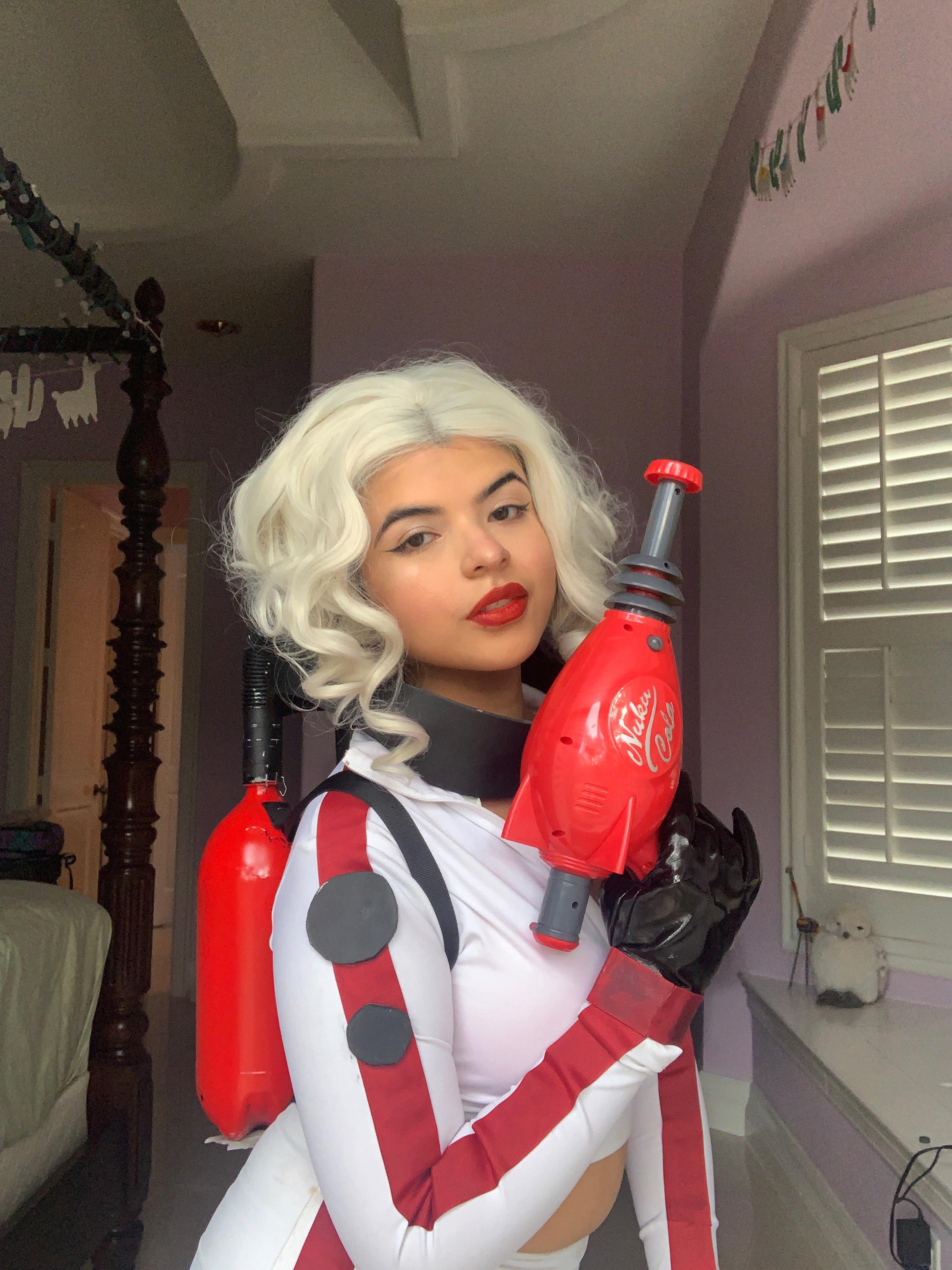 [Self] Nuka Cola Girl / my Instagram: Catiecatcosplay | Scrolller