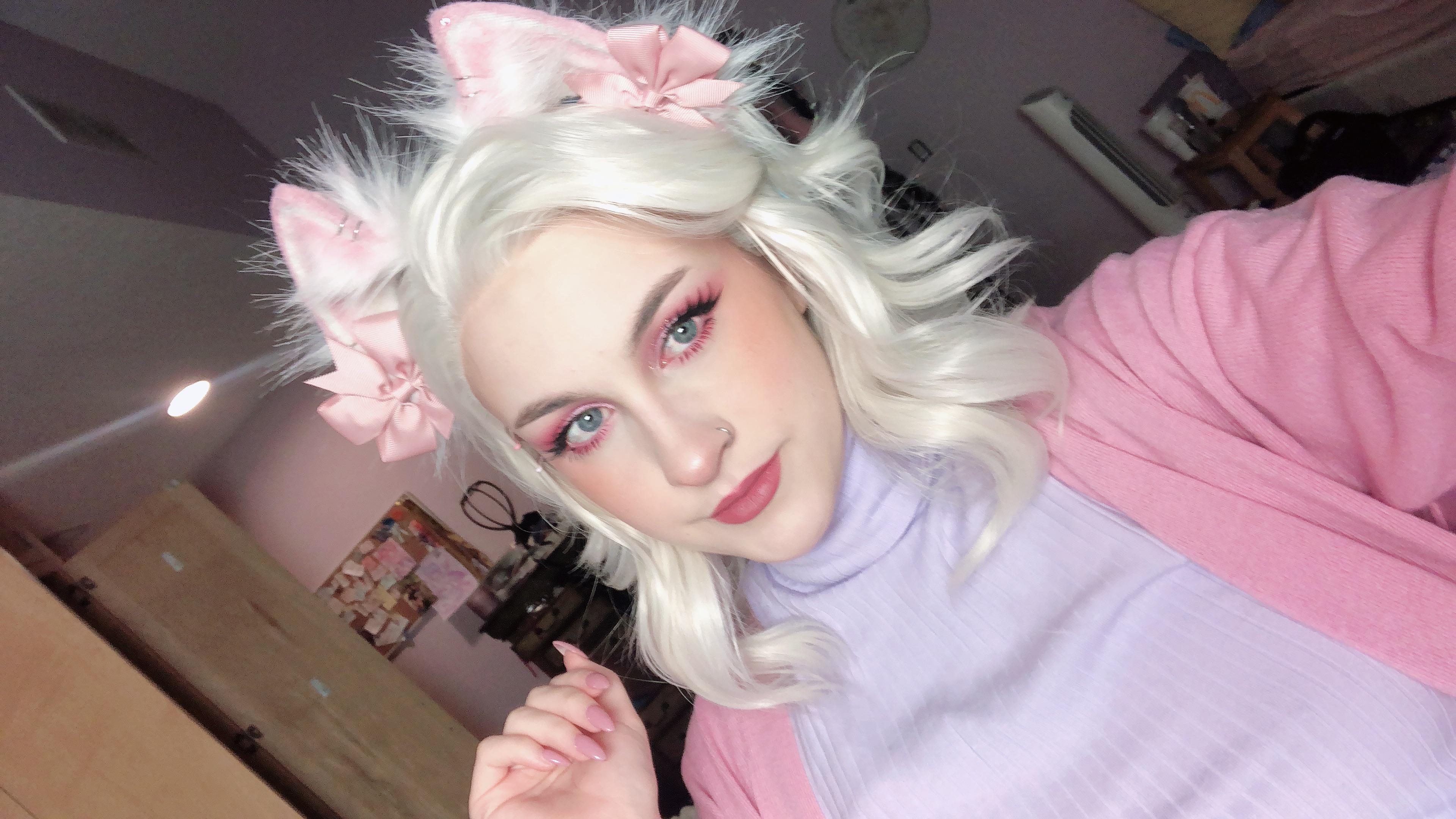 {SELF} Pastel Kitty 💕💕💕 | Scrolller