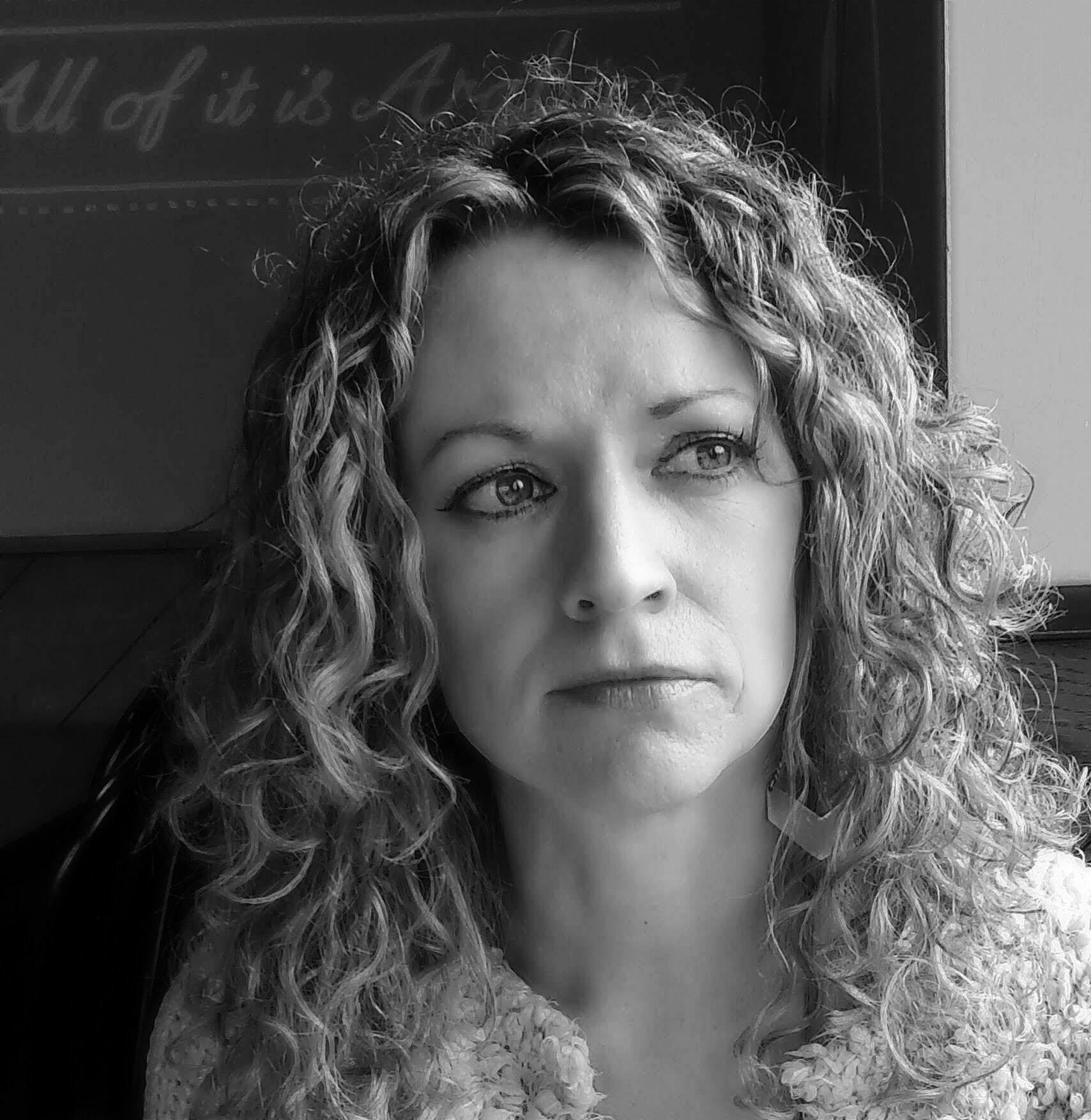 Self portrait | Scrolller