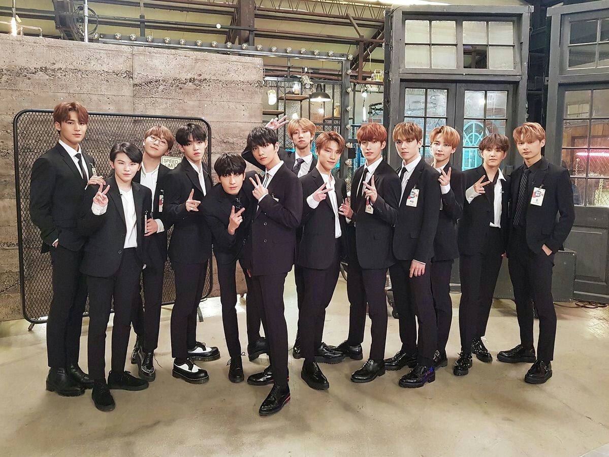 Seventeen Wallpaper | Scrolller