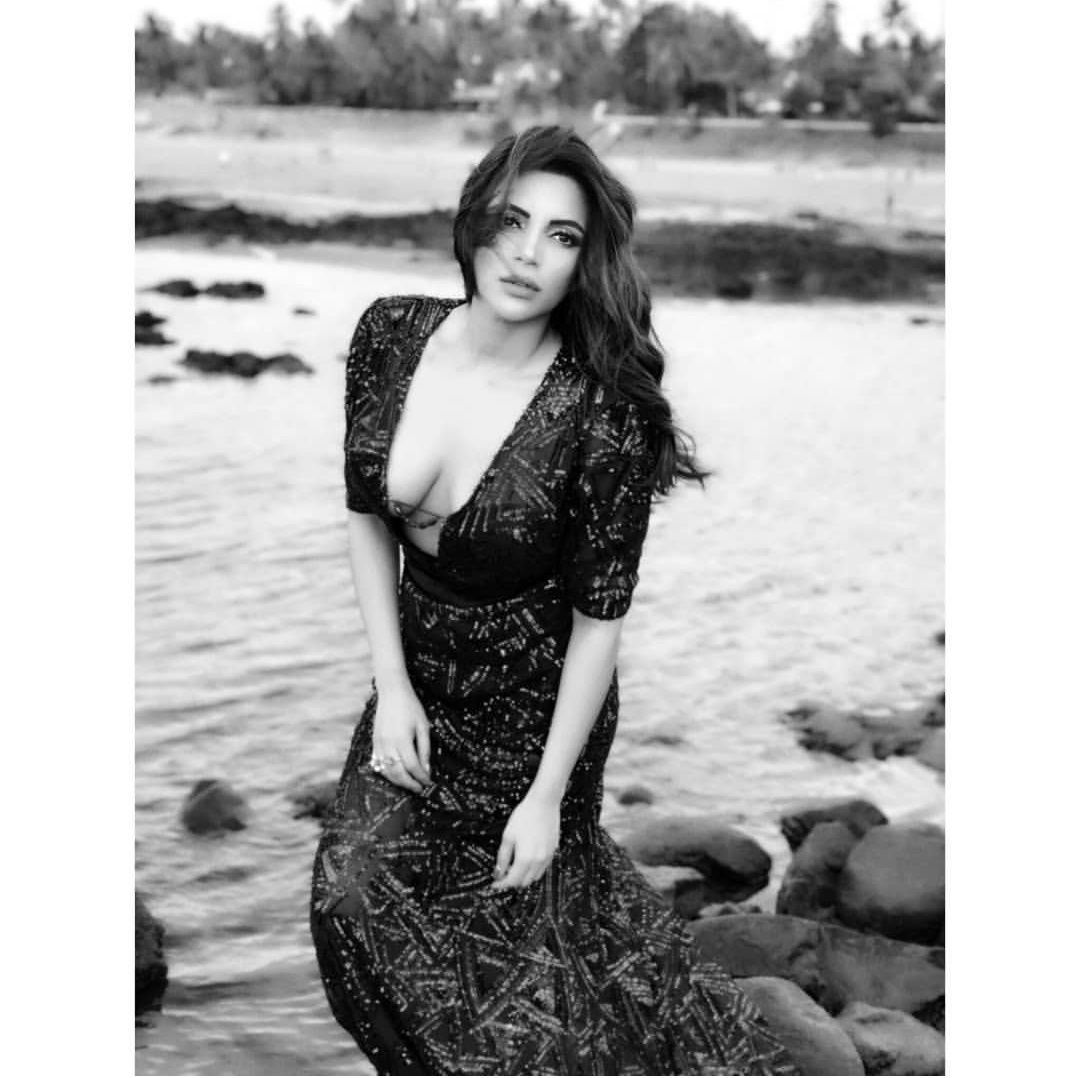 Shama Sikander | Scrolller