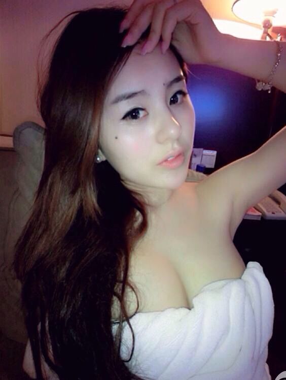 Shanghai Nights | Scrolller