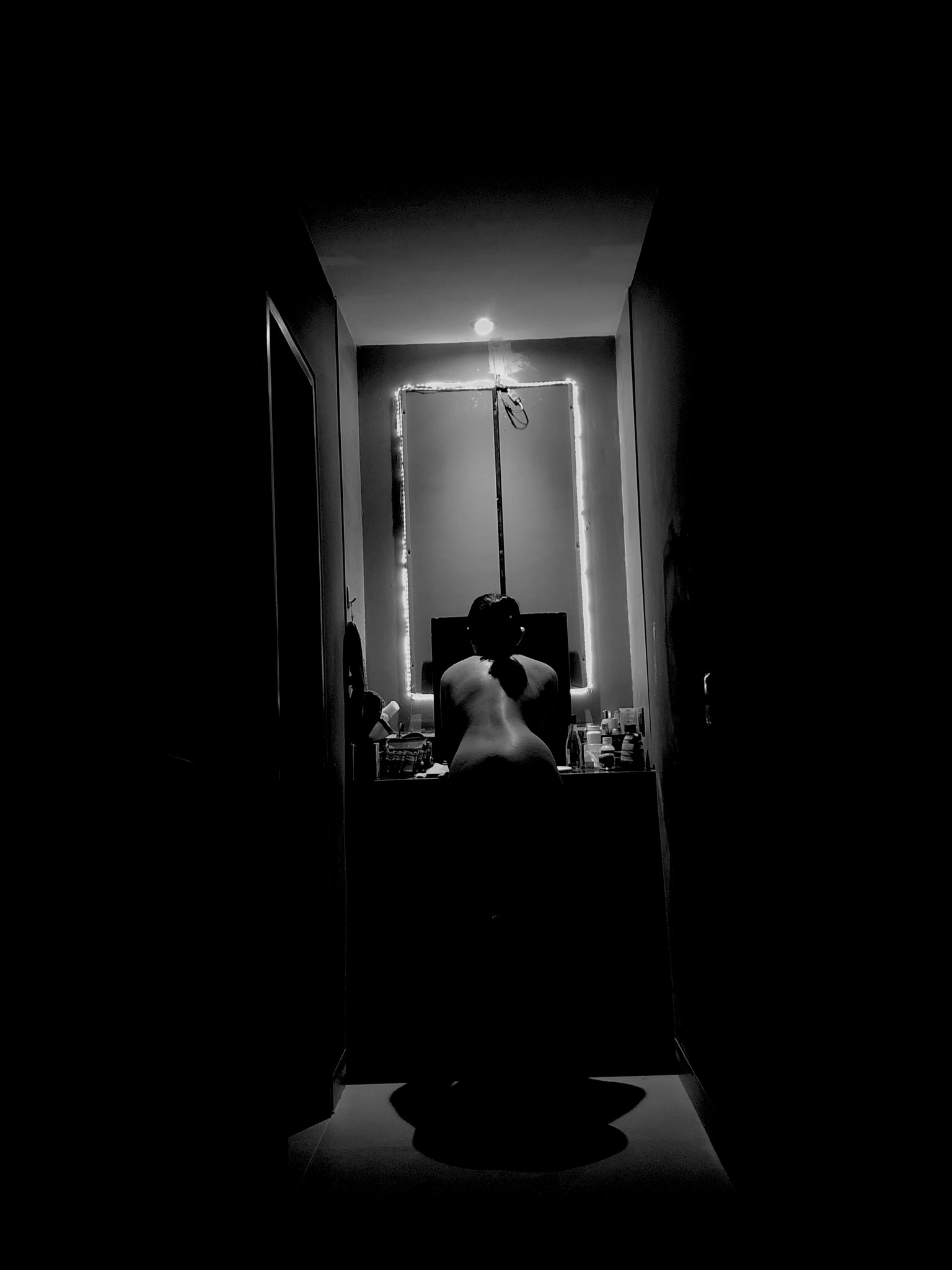 She and the light | Scrolller