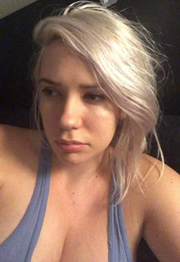 She has an incredible pair of tits | Scrolller