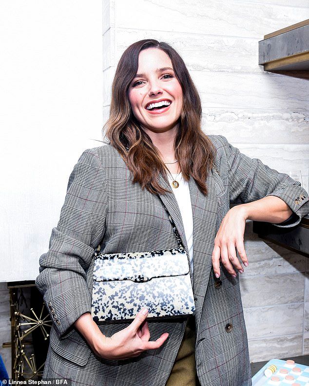 She looks very happy :) | Scrolller