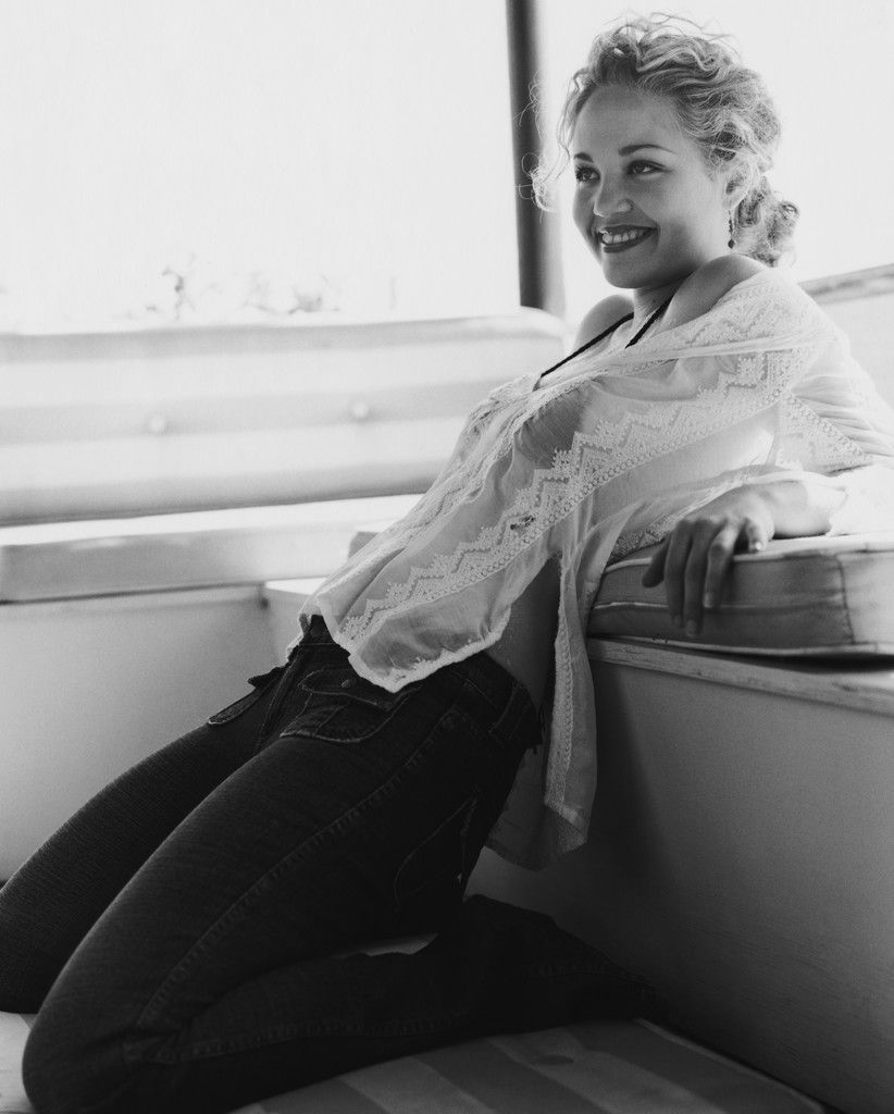 Sheer top b/w | Scrolller