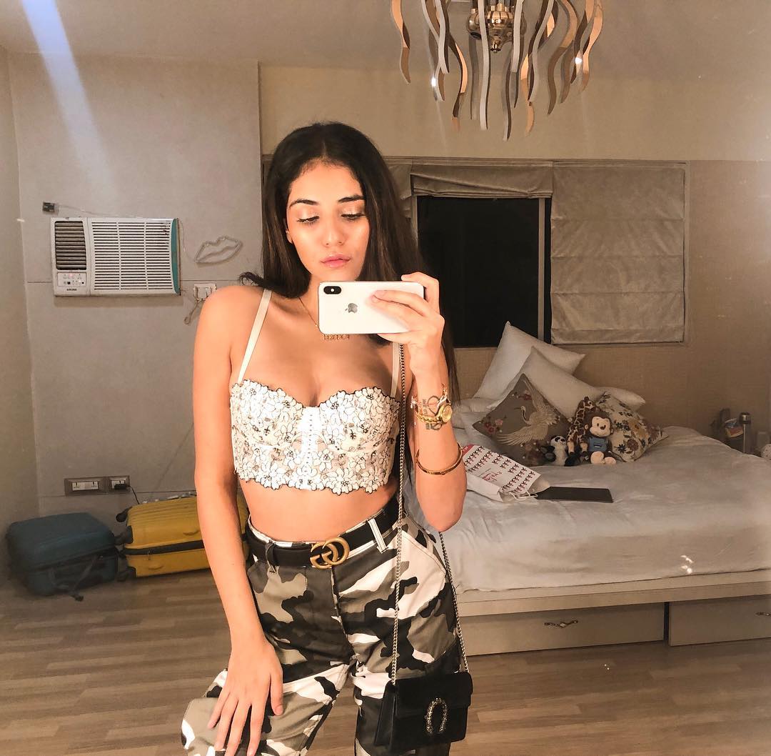 She's becoming bombshell | Scrolller