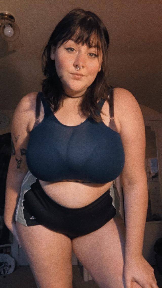 She's packing some huge melons | Scrolller