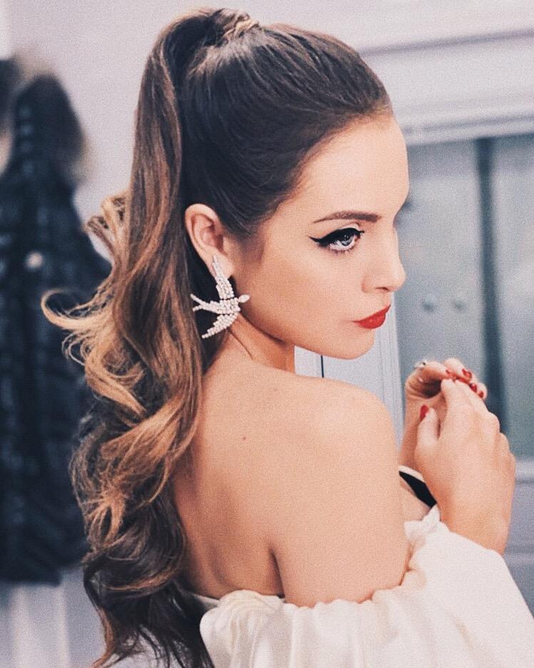 she's so beautiful 🤍 | Scrolller