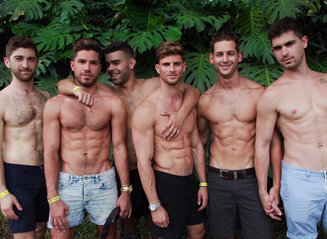 Shirtless | Scrolller