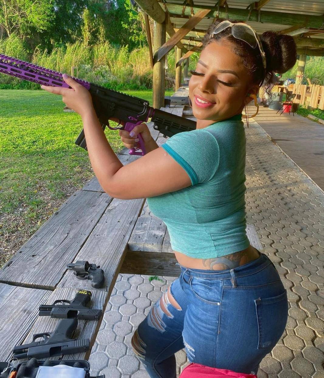 Shooting Bae | Scrolller